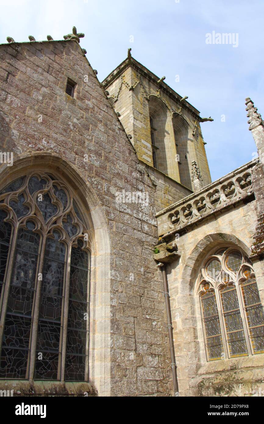 Outdoor of Saint Ronan church in Locronan Stock Photo - Alamy