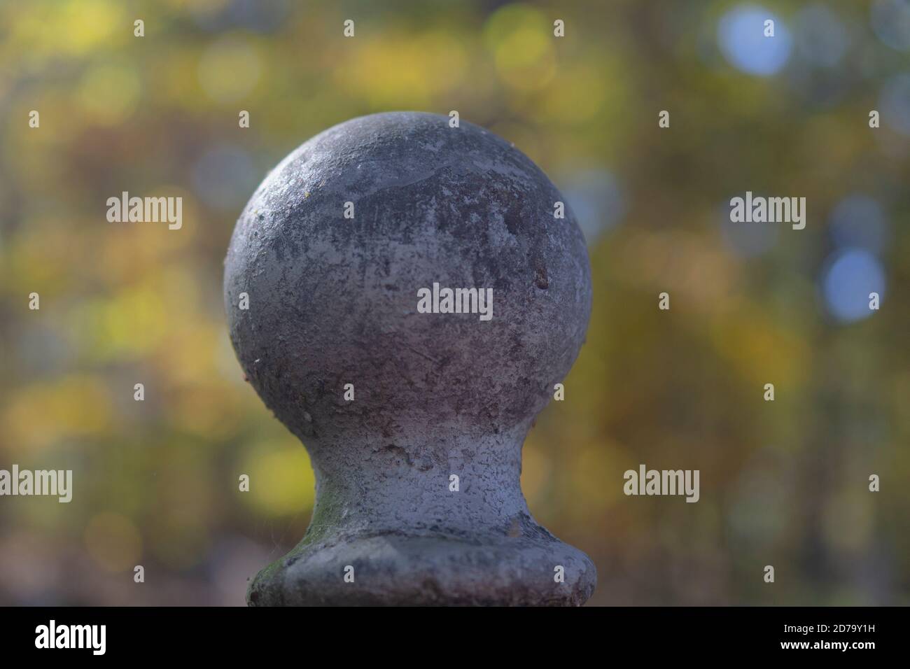 Fence post knob hi-res stock photography and images - Alamy