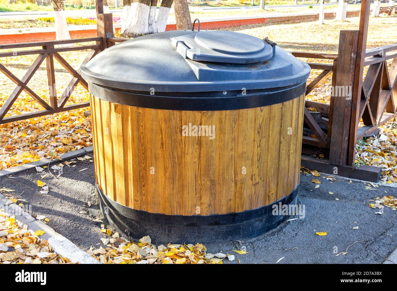 Big garbage plastic container for waste and trash Stock Photo - Alamy
