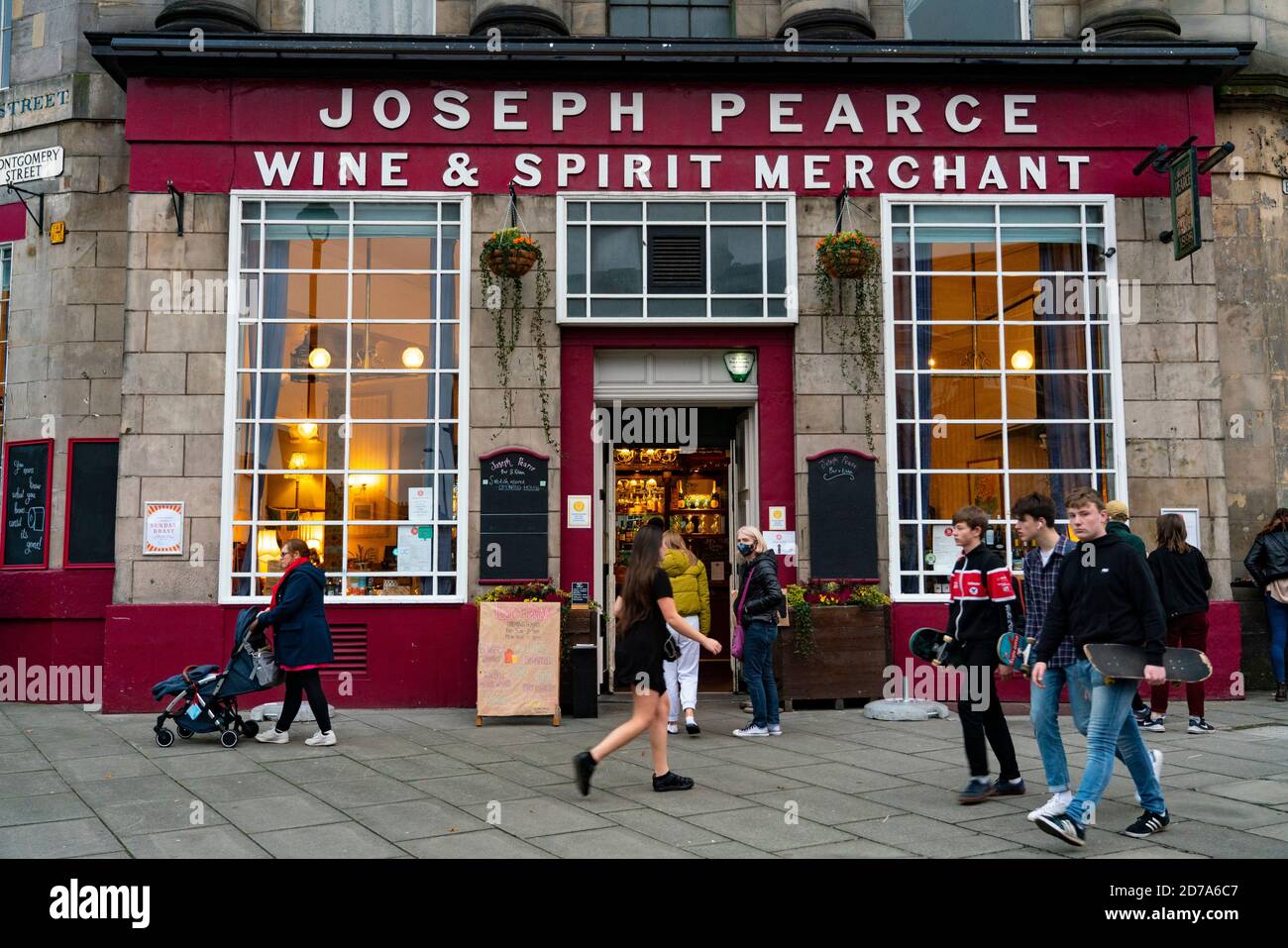 Edinburgh, Scotland, UK. 21 October 2020. First Minister Nicola ...