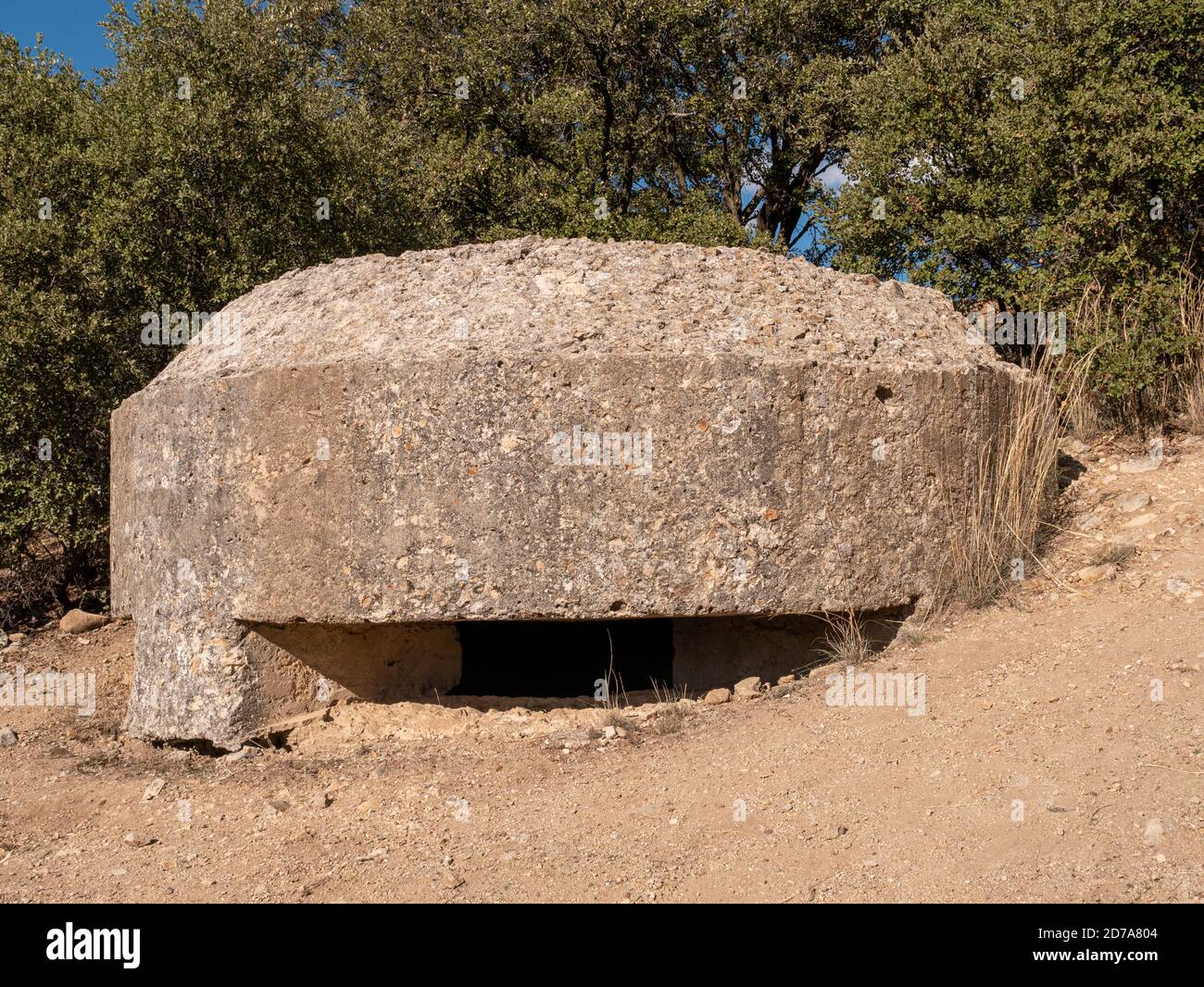 Defensive bunker hi-res stock photography and images - Alamy