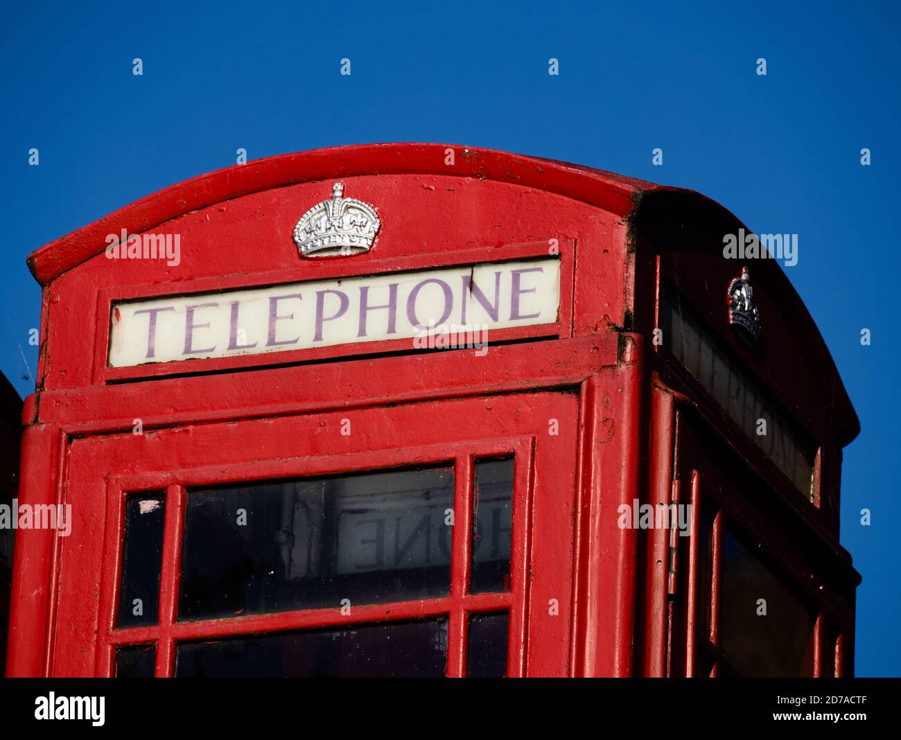 Classic red telephone box hi-res stock photography and images - Alamy