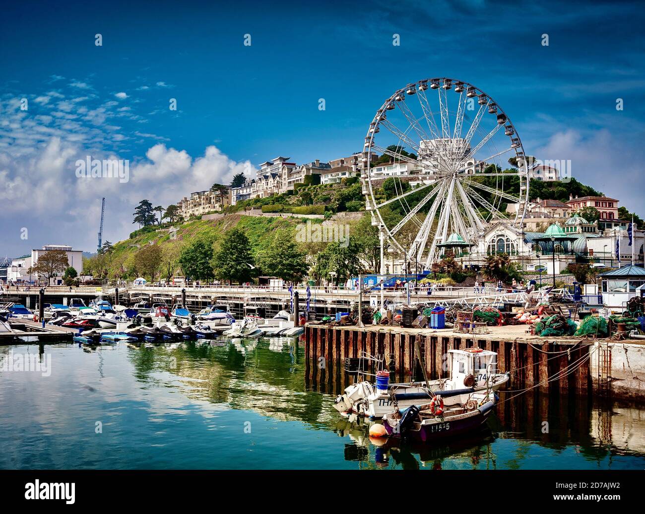 Vessel tourist hi-res stock photography and images - Alamy