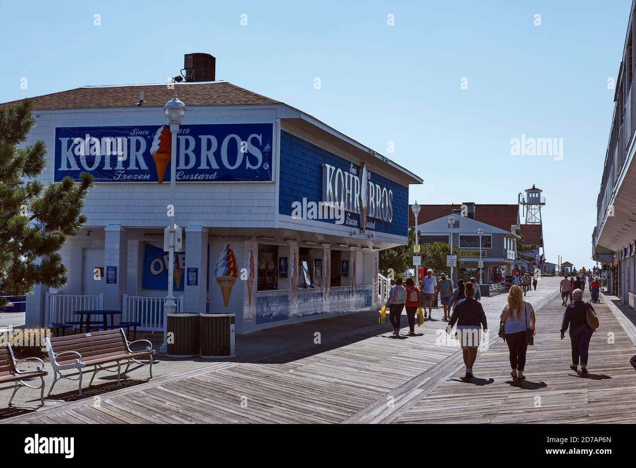 Ocean city boardwalk hi-res stock photography and images - Alamy