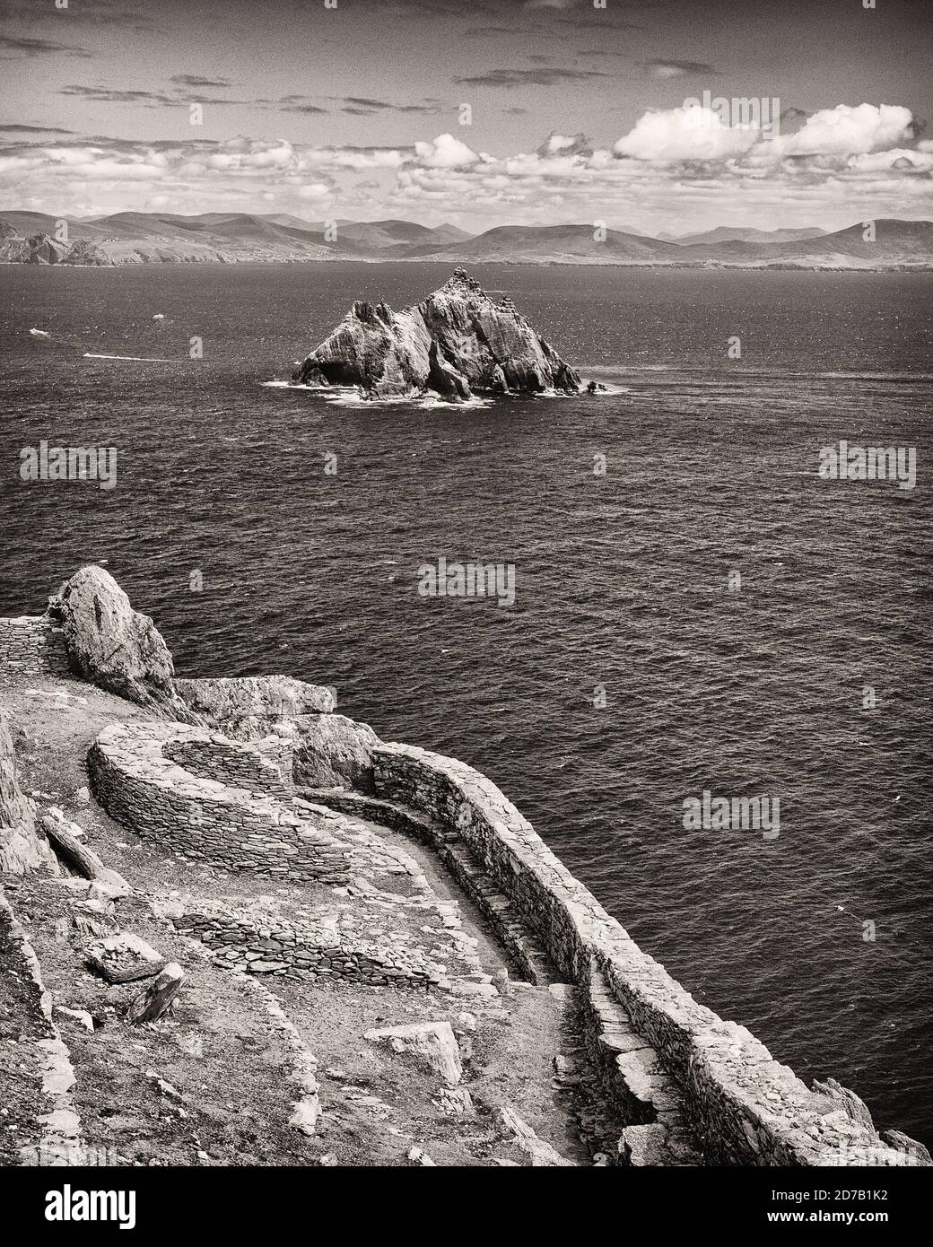 Great skellig islands county hi-res stock photography and images - Alamy