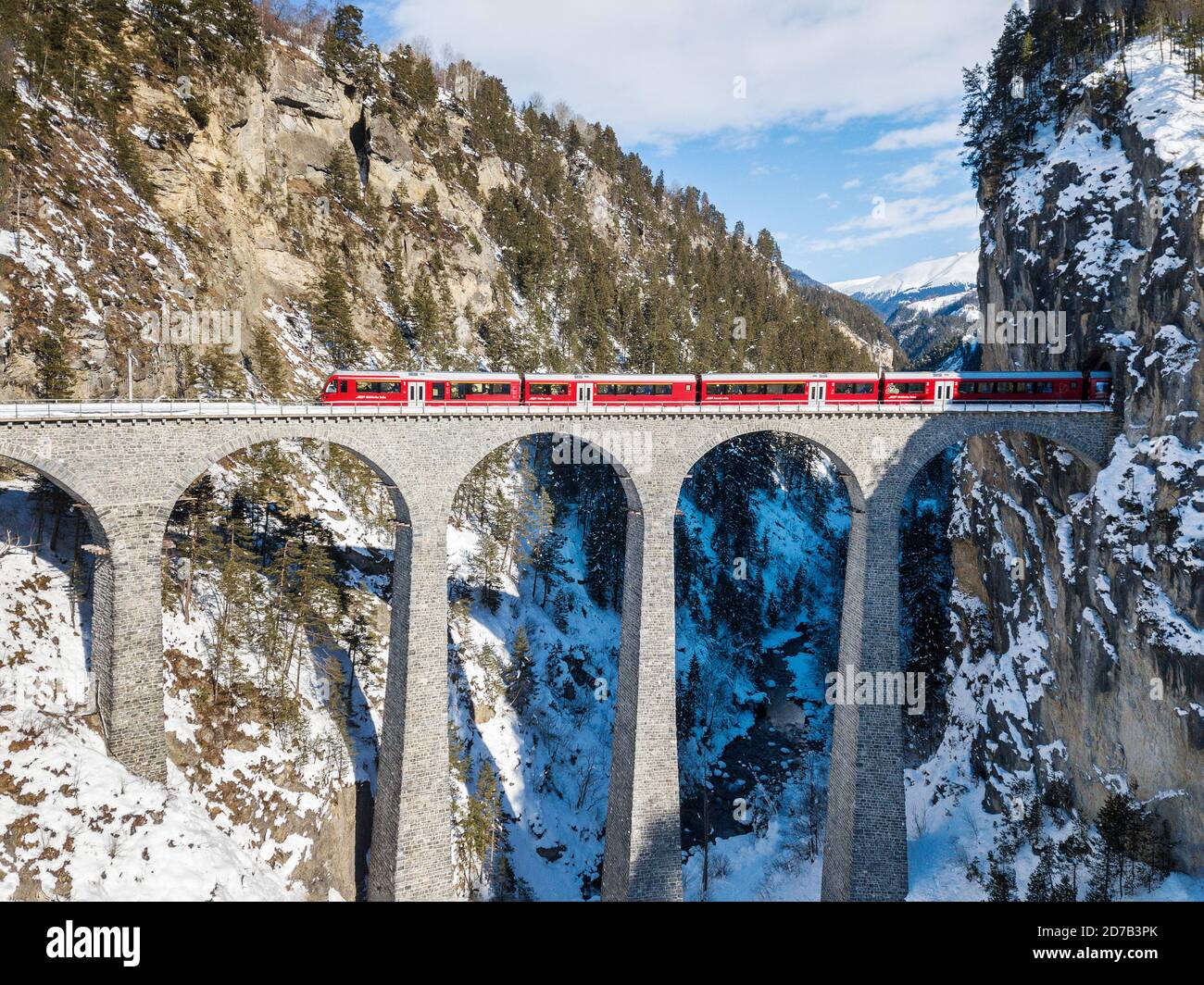 Schmitten and filisur landwasser viaduct hi-res stock photography and ...