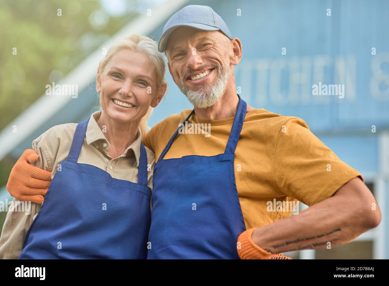 Middle aged caucasian man and woman standing together Stock Photo - Alamy Middle aged caucasian man and woman standing together Stock Photo - Alamy