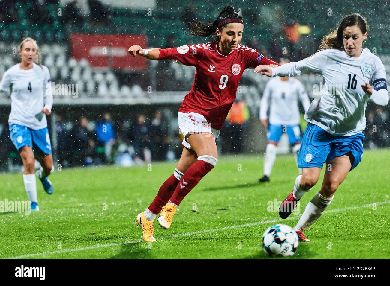 Viborg, Denmark. 21st Oct, 2020. Nadia Nadim (9) of Denmark and Karin ...