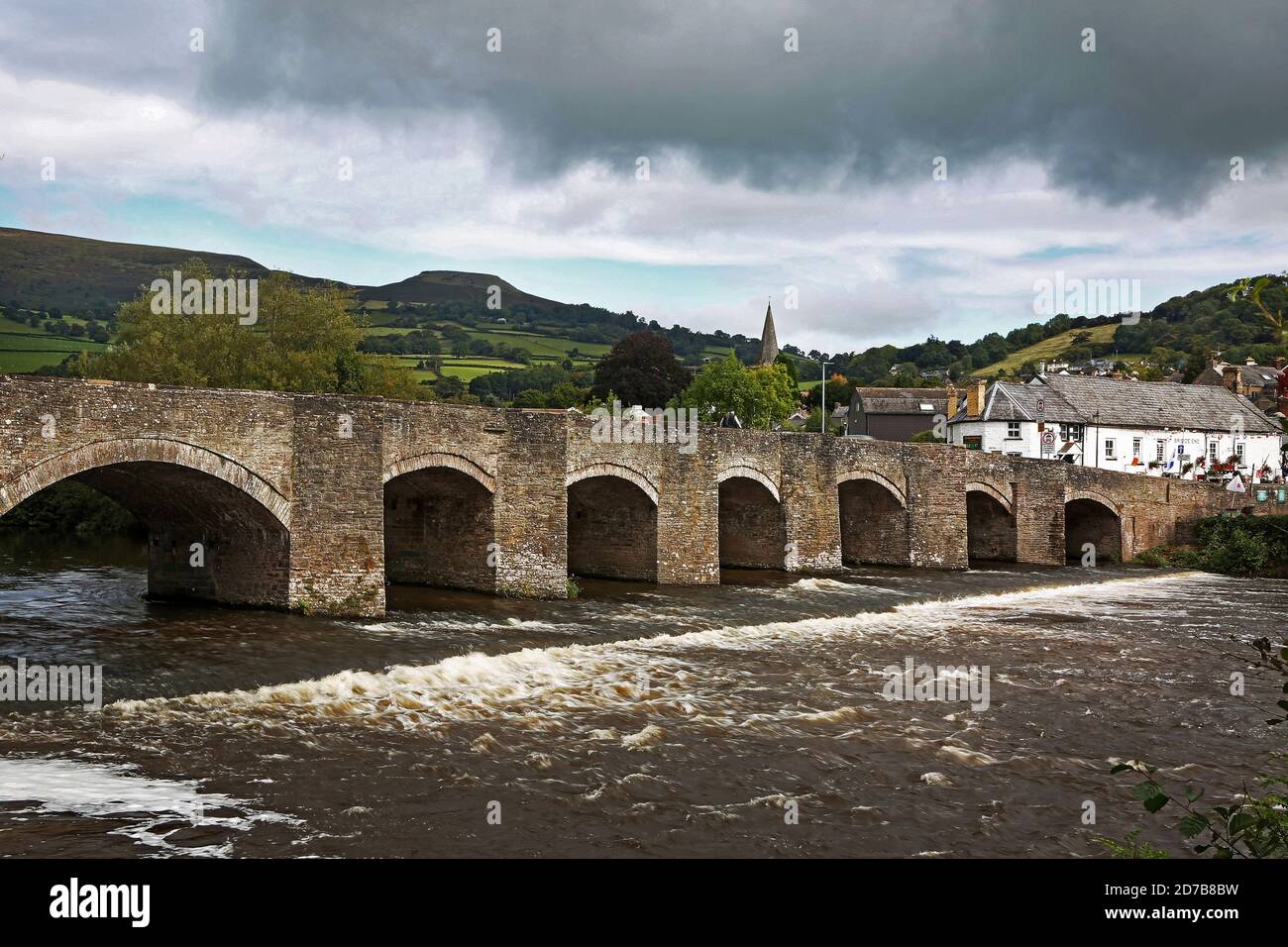 Crickhowell bridge hi-res stock photography and images - Alamy