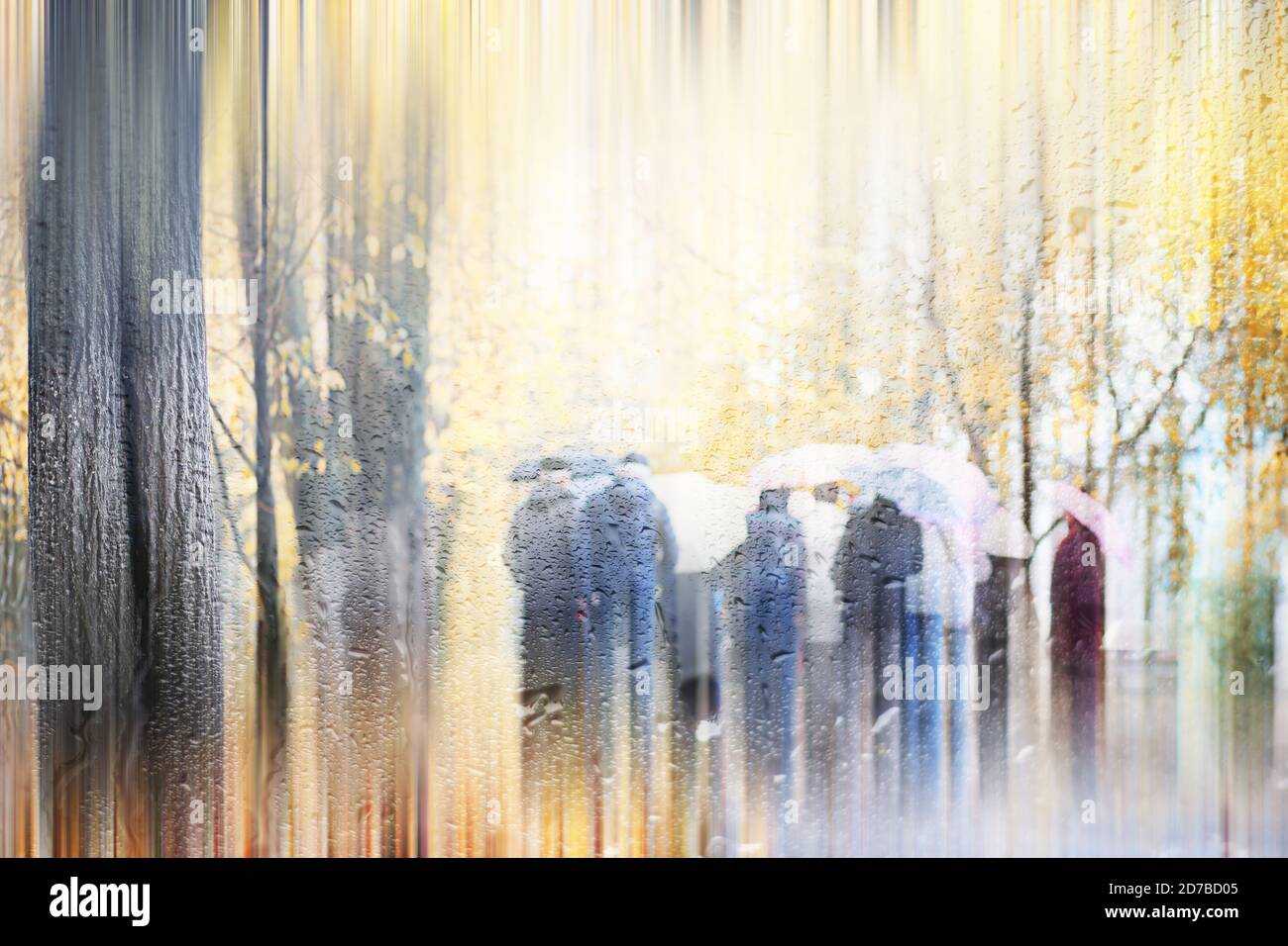 Background autumn rain in the park Stock Photo - Alamy