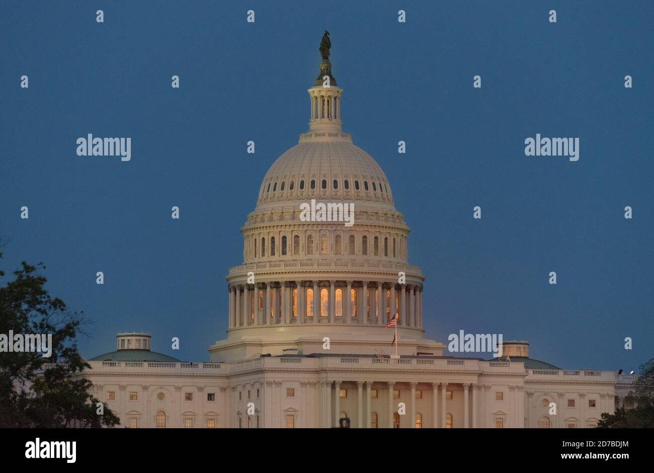 The United States Capitol Building in Washington DC. Photo by Liz Roll ...