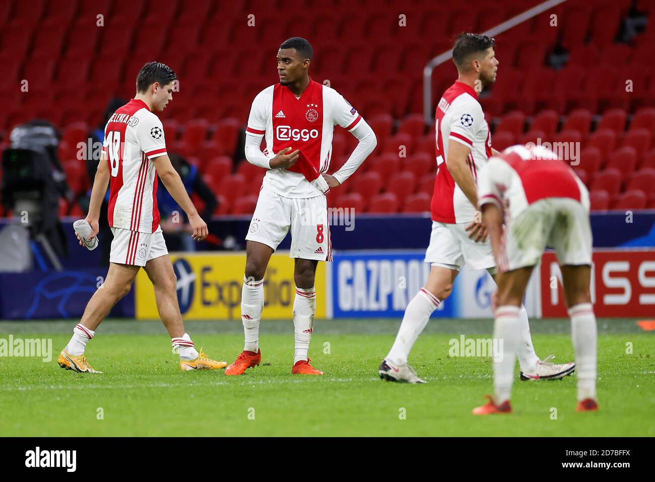 Liverpool players 2020 2021 hi-res stock photography and images - Alamy
