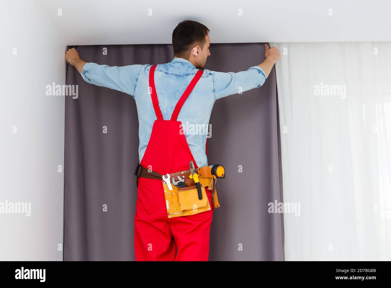 Home renovation handy man and owner hi-res stock photography and images ...