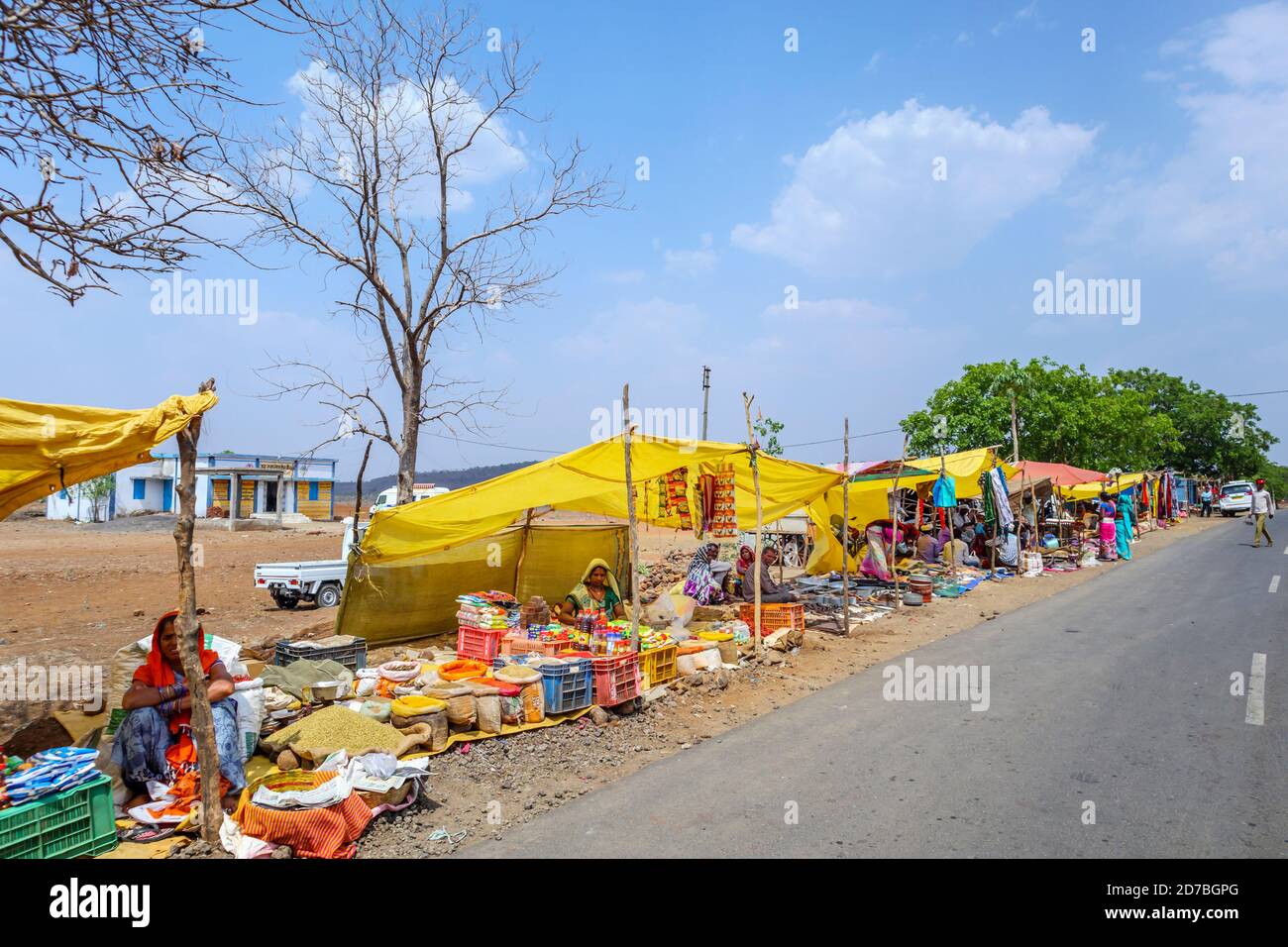 Madhya pradesh village hi-res stock photography and images - Alamy