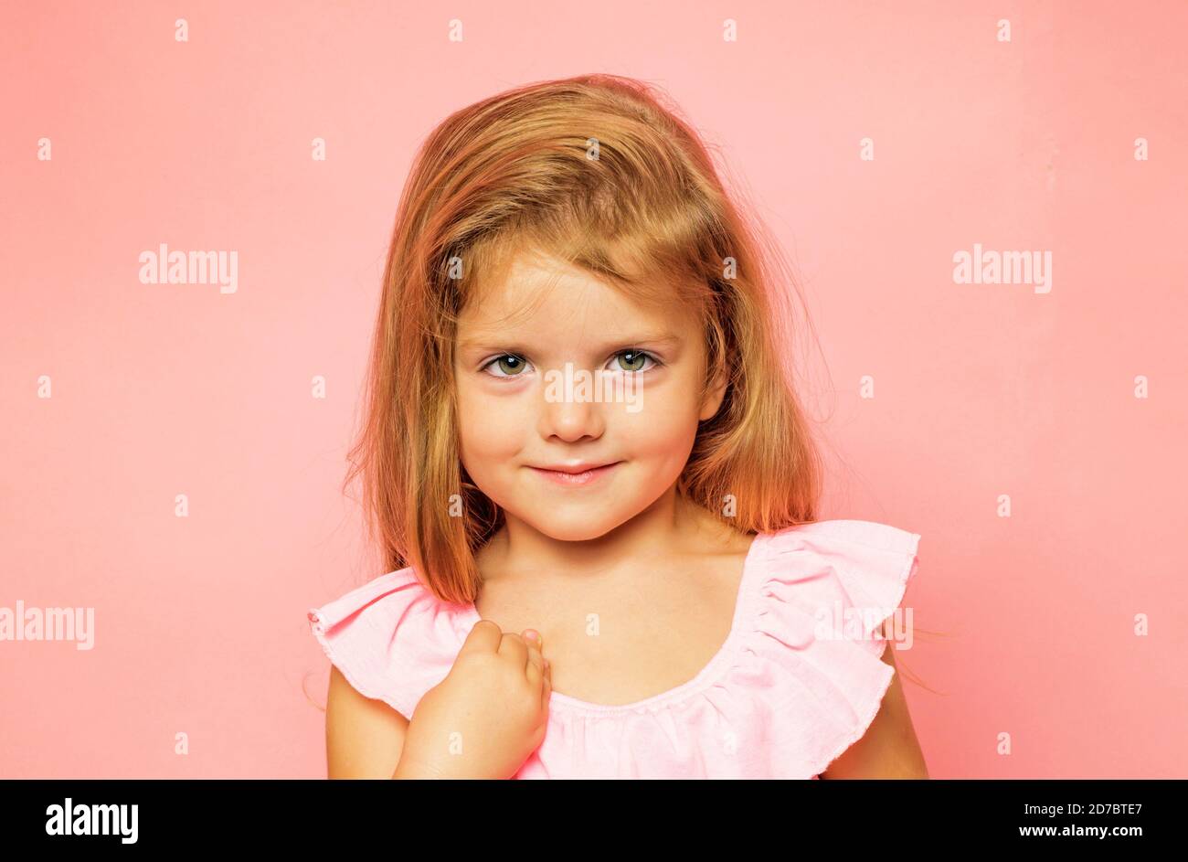 Handsome little girl in preparing for Autumn. Kid having fun with Leaf ...