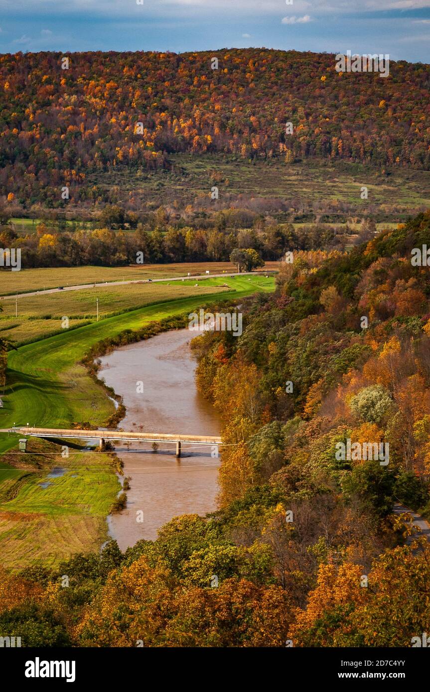 Bucolic landscape through bridge hi-res stock photography and images ...