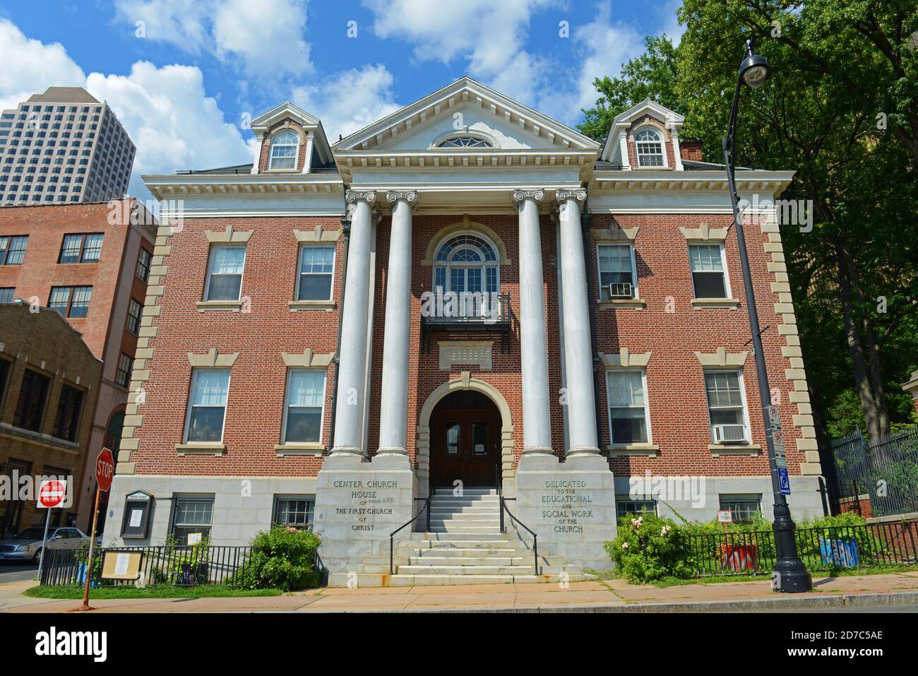 Center Church House of the First Church of Christ in downtown Hartford ...
