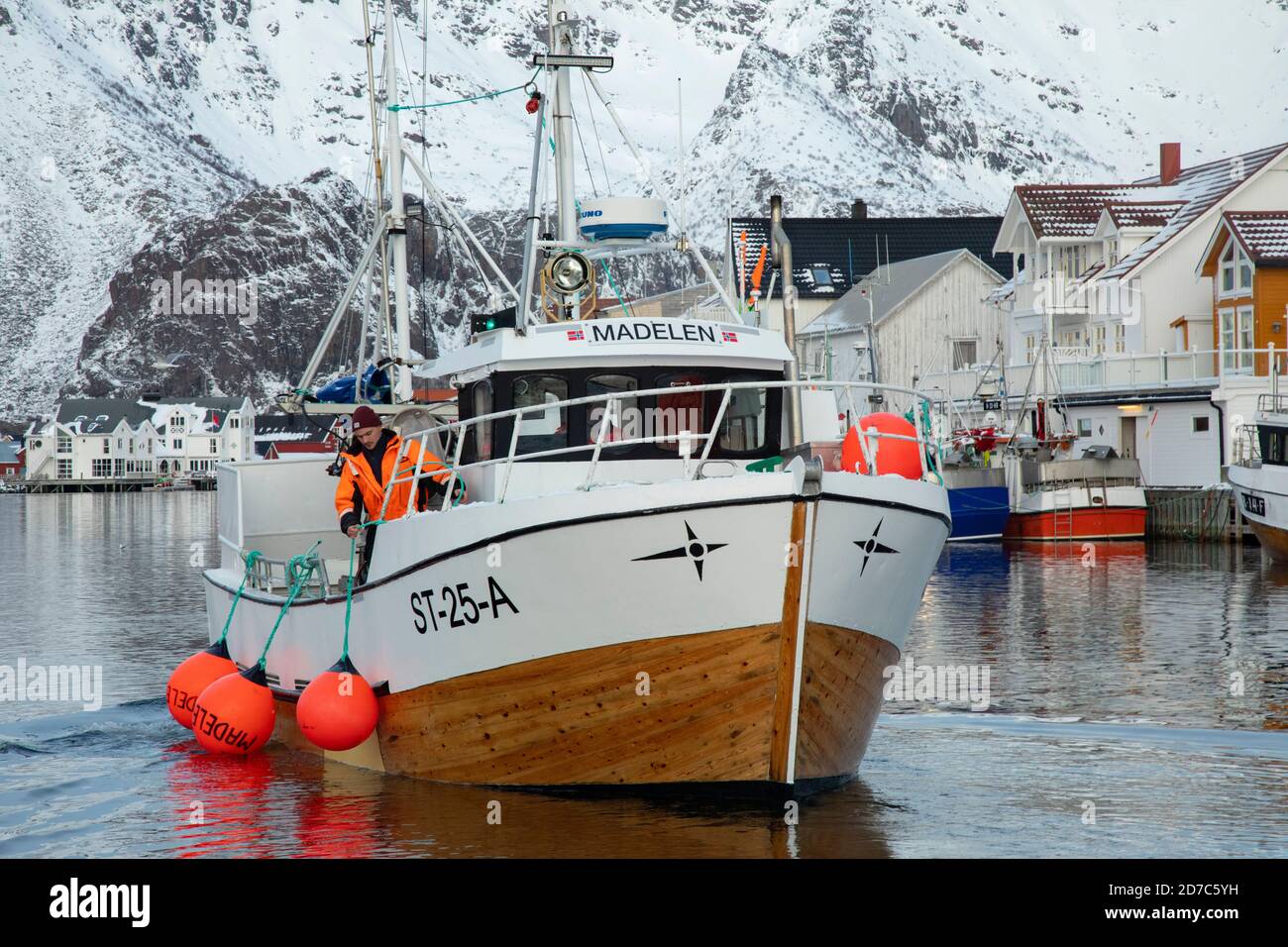 Henningsvær Cod fishing boats in Fishing village in the Lofoten Islands ...