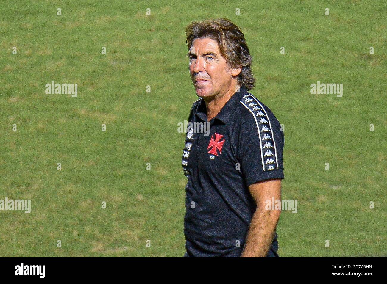 Rio De Janeiro, Brazil. 18th Jan, 2012. Coach Ricardo Sá Pinto during ...
