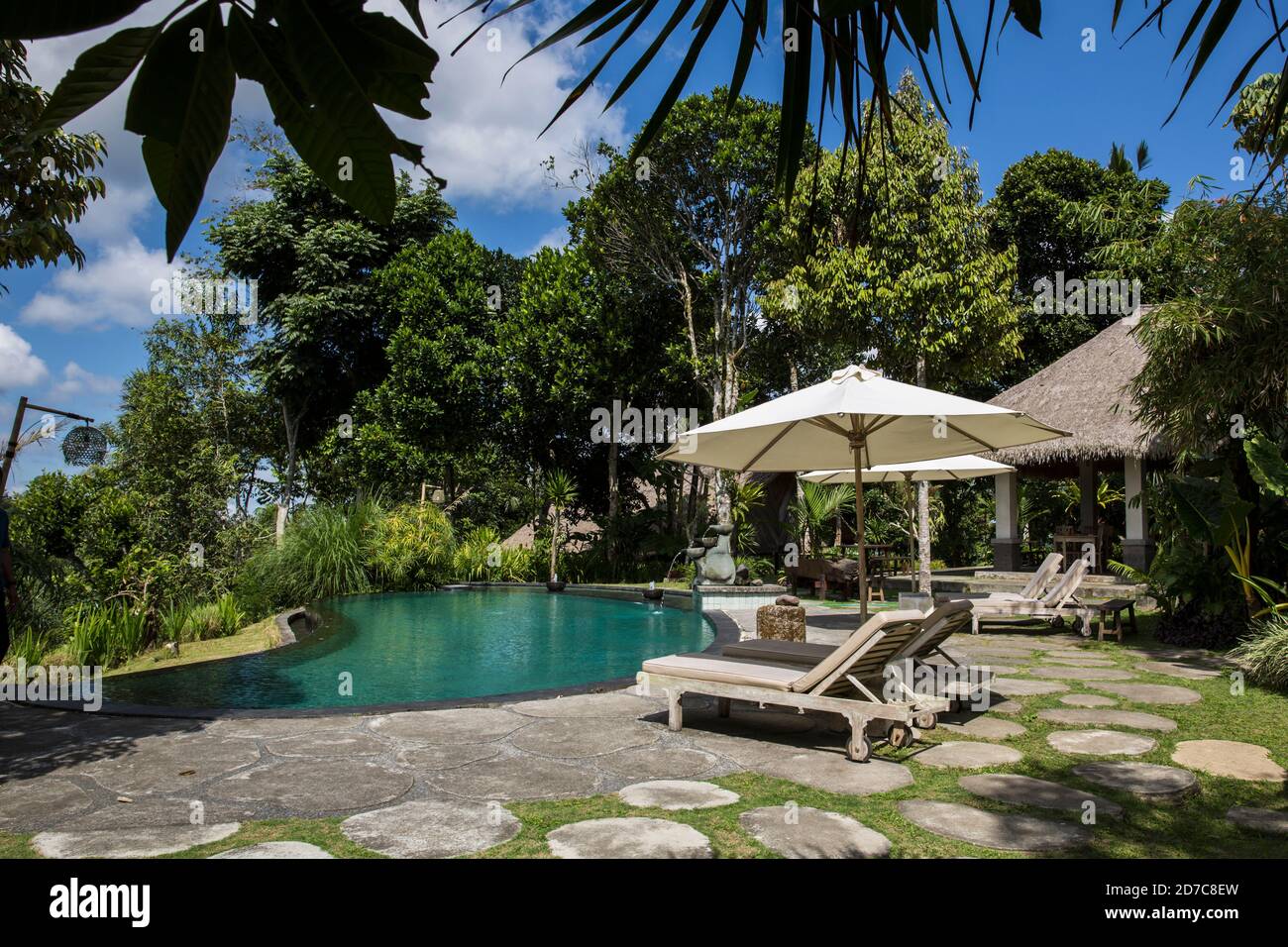 Nakao pool hi-res stock photography and images - Alamy