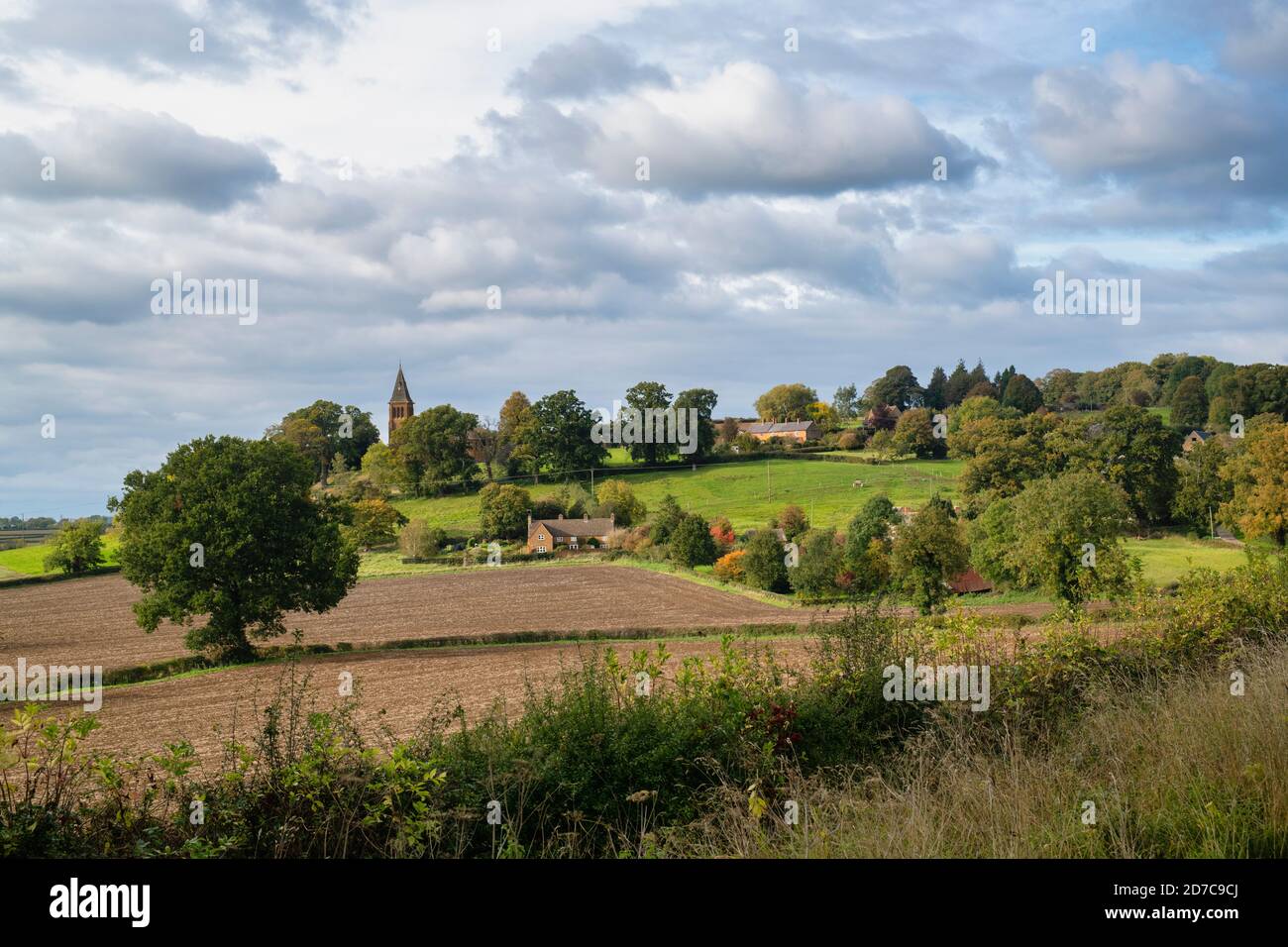 Village warwickshire cottages hi-res stock photography and images - Alamy
