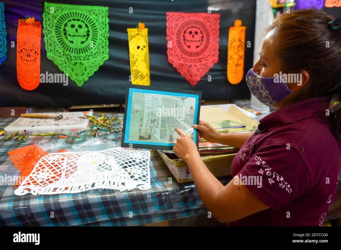 Traditional papel picado hi-res stock photography and images - Alamy