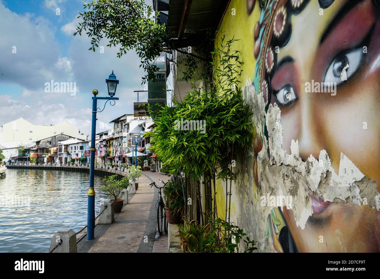 The city of Melaka is covered with beautiful graffitis Stock Photo - Alamy