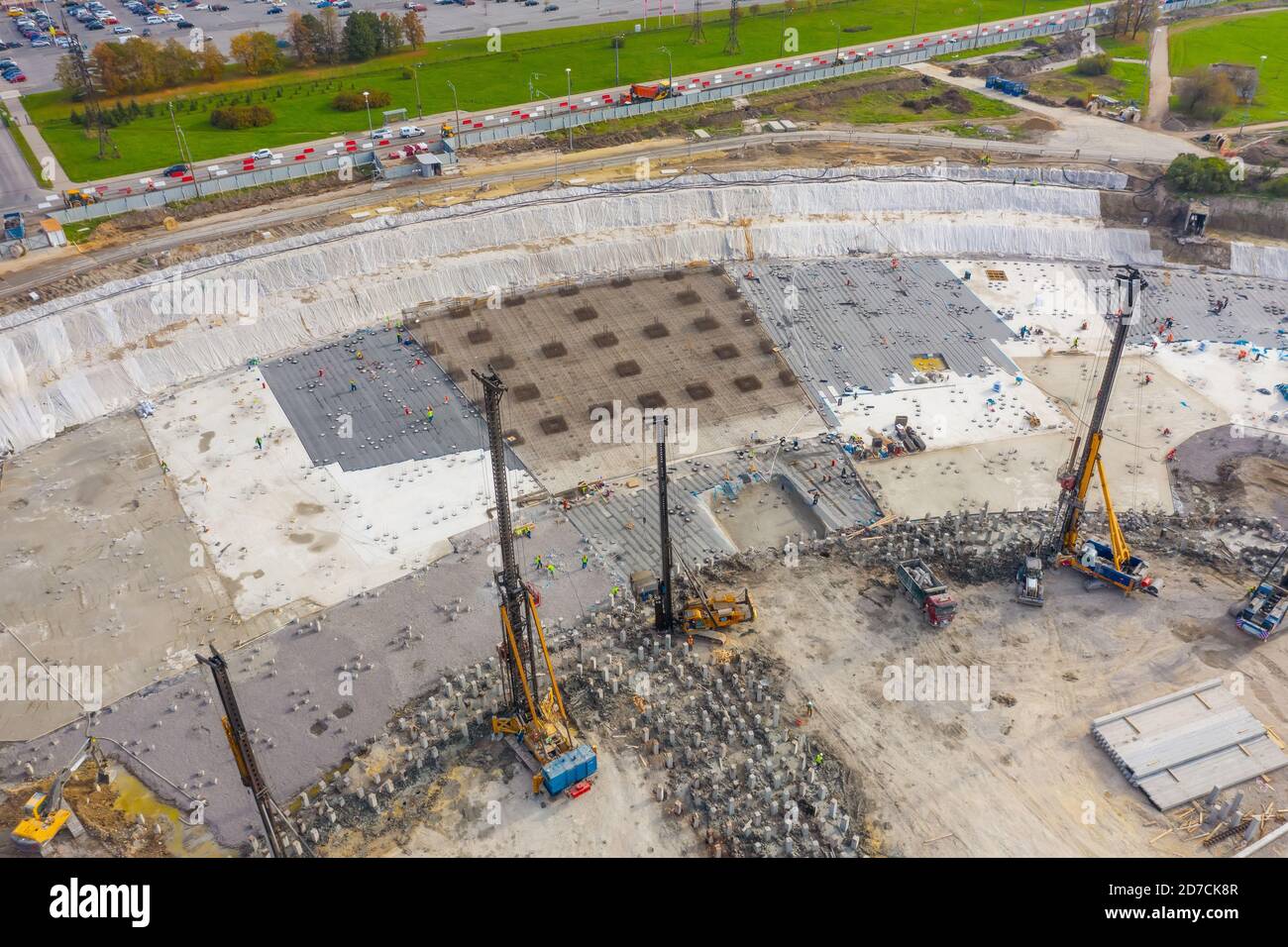 Equipment for installing piles in ground, heavy machines for driving ...