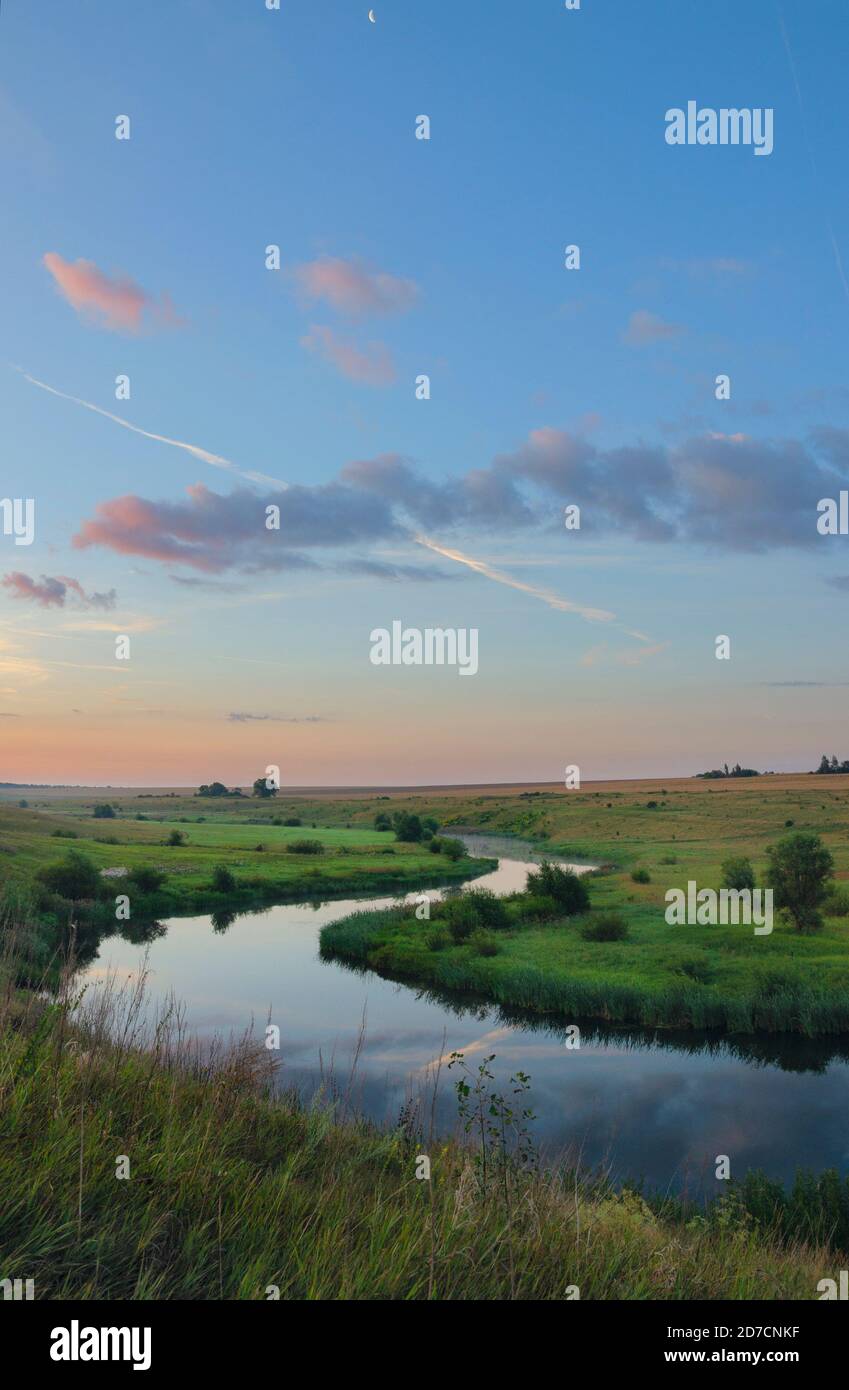 Summer by the river hi-res stock photography and images - Alamy