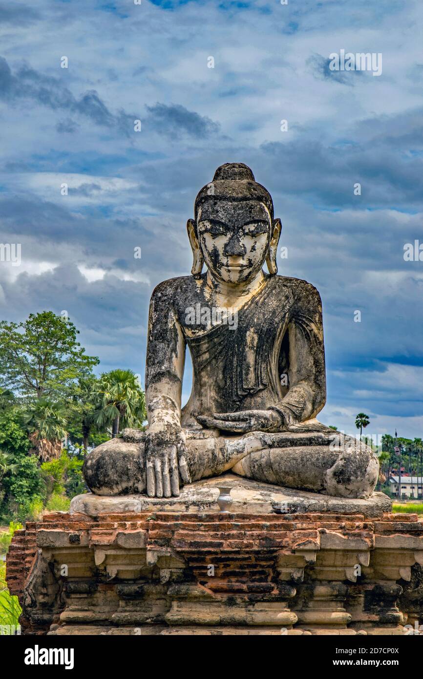 Inwa buddha Myanmar Burma Stock Photo - Alamy
