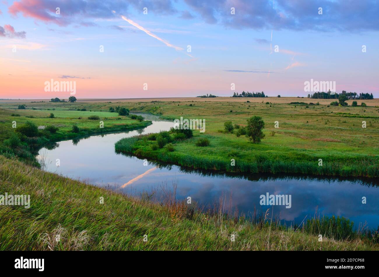 Summer by the river hi-res stock photography and images - Alamy