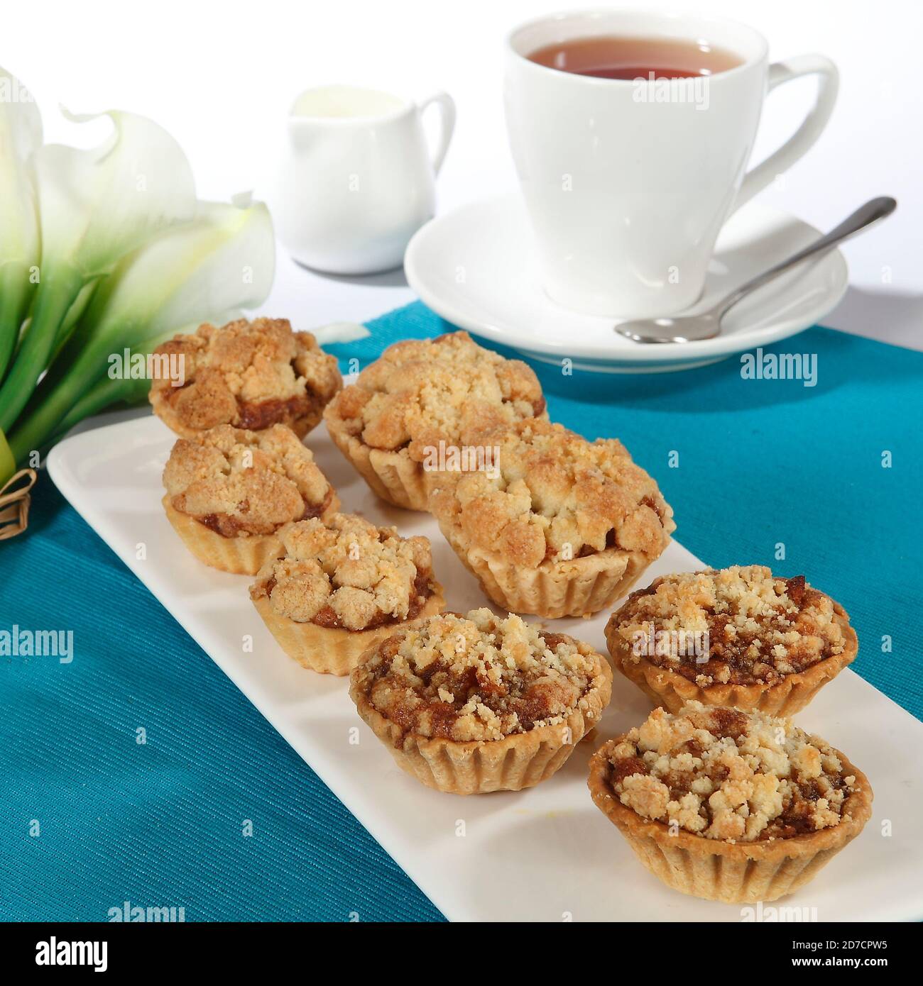 mini apple crumble-A crumble is a dish that can be made in a sweet or ...