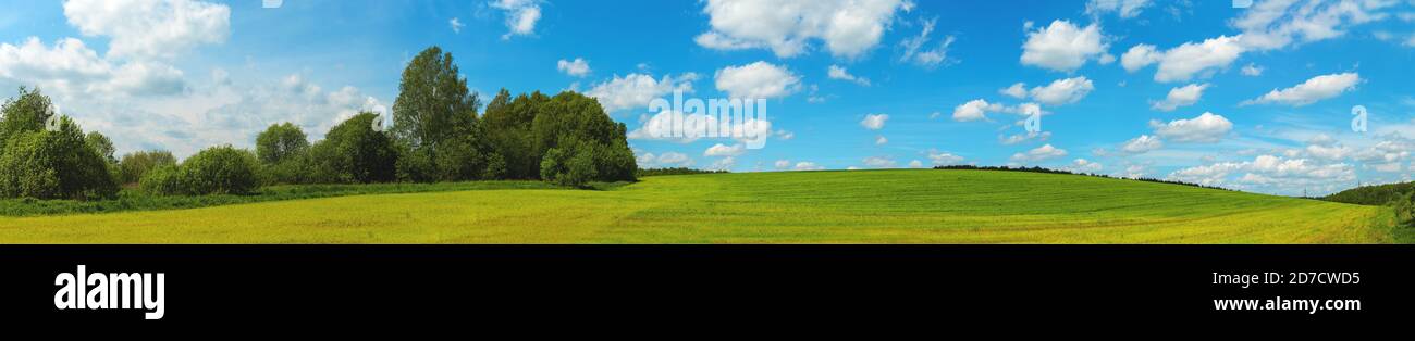 Spring panorama hi-res stock photography and images - Alamy