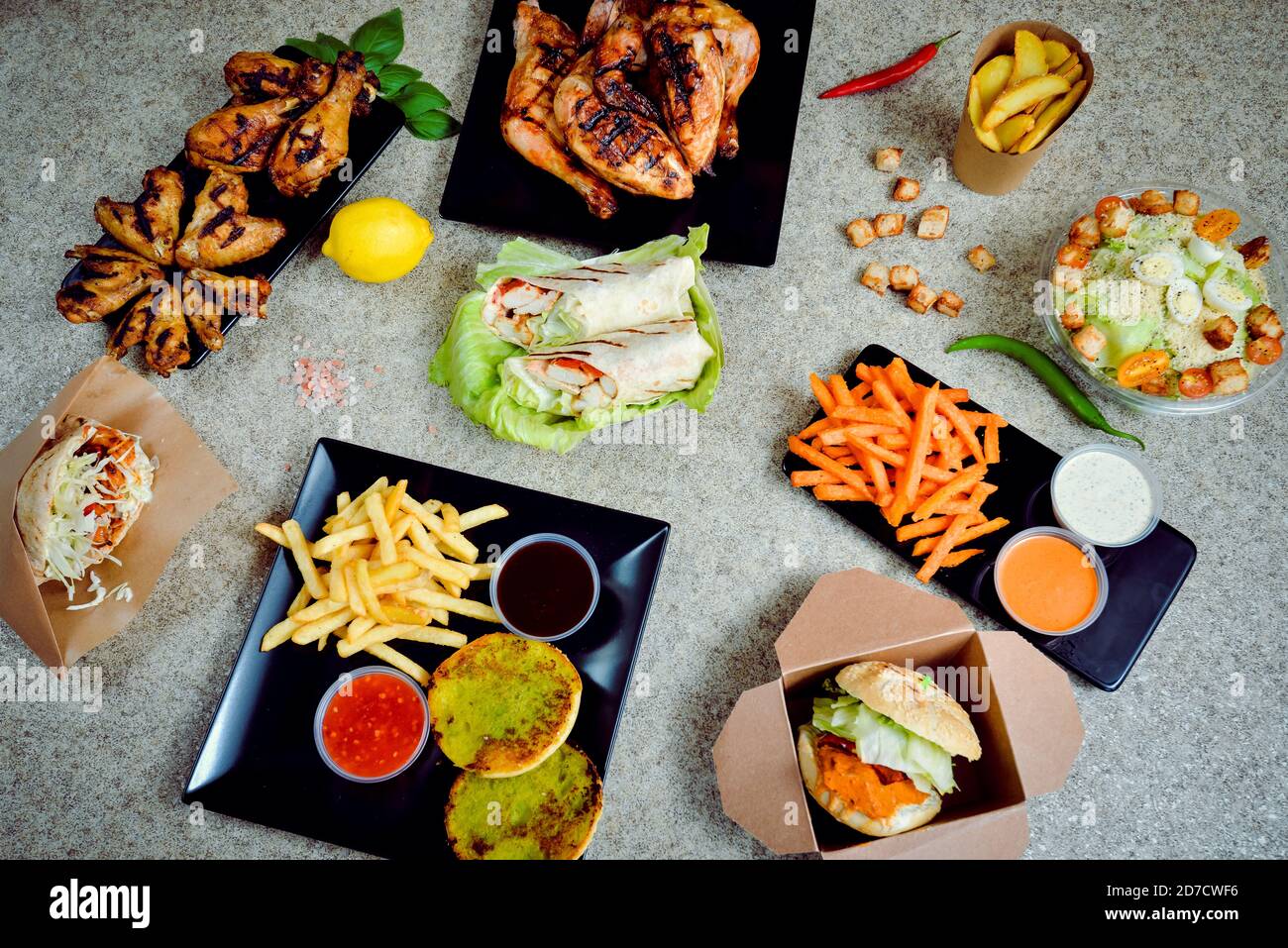 Fast food plates hi-res stock photography and images - Alamy