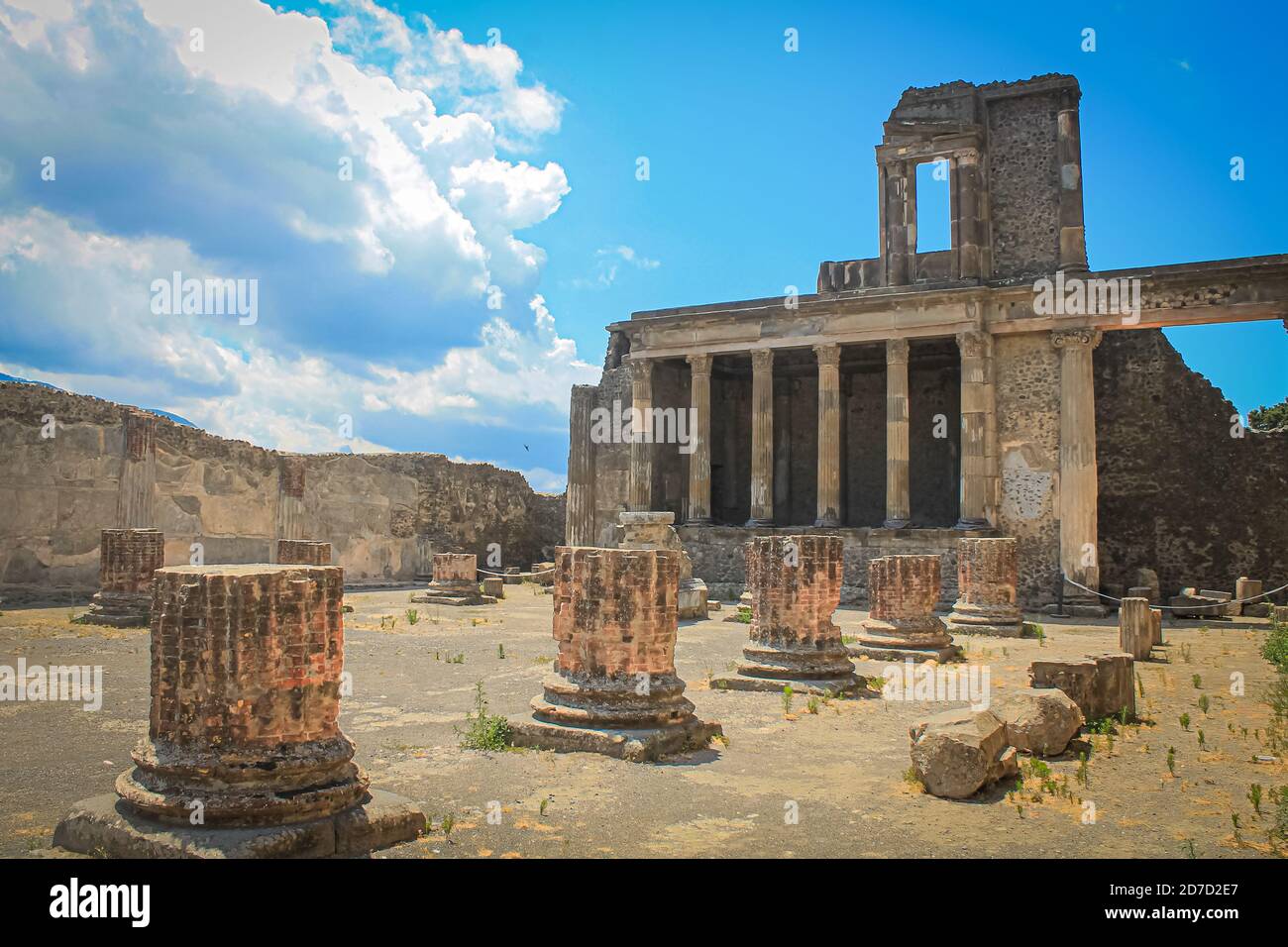 Ruins of the ancient Italian city of Pompeii and Mount Vesuvius Stock ...