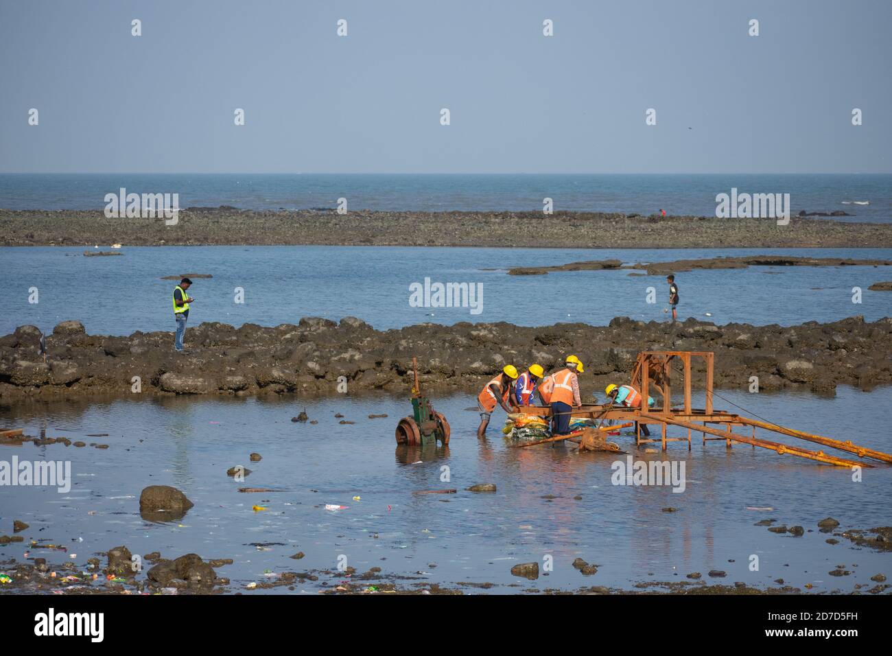 Sewage workers india hi-res stock photography and images - Alamy