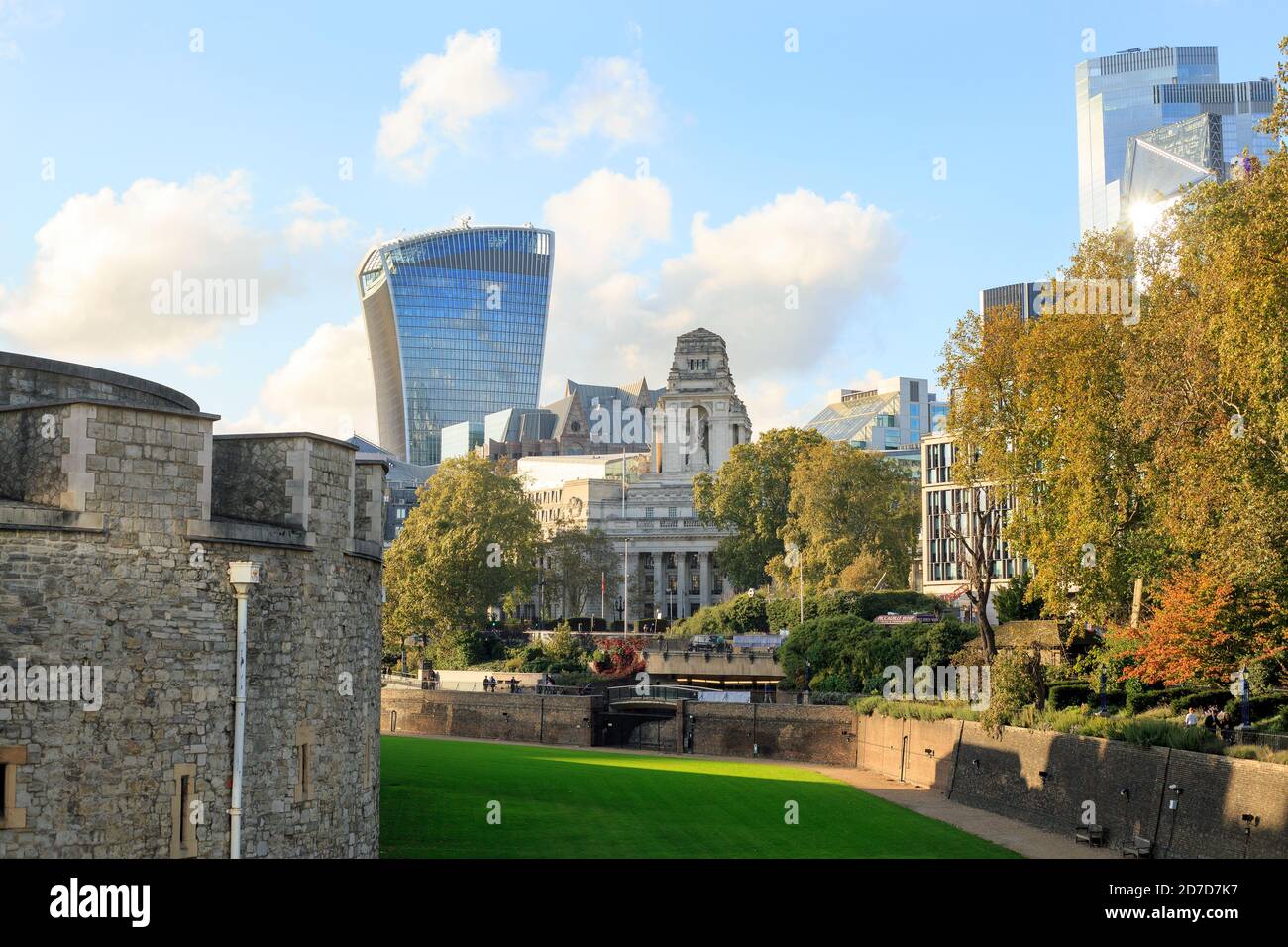 Empty water tower hi-res stock photography and images - Alamy