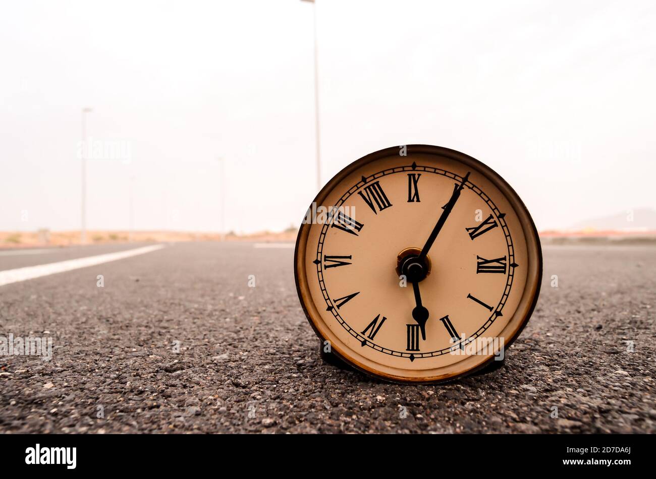 Cross track advertising hi-res stock photography and images - Alamy