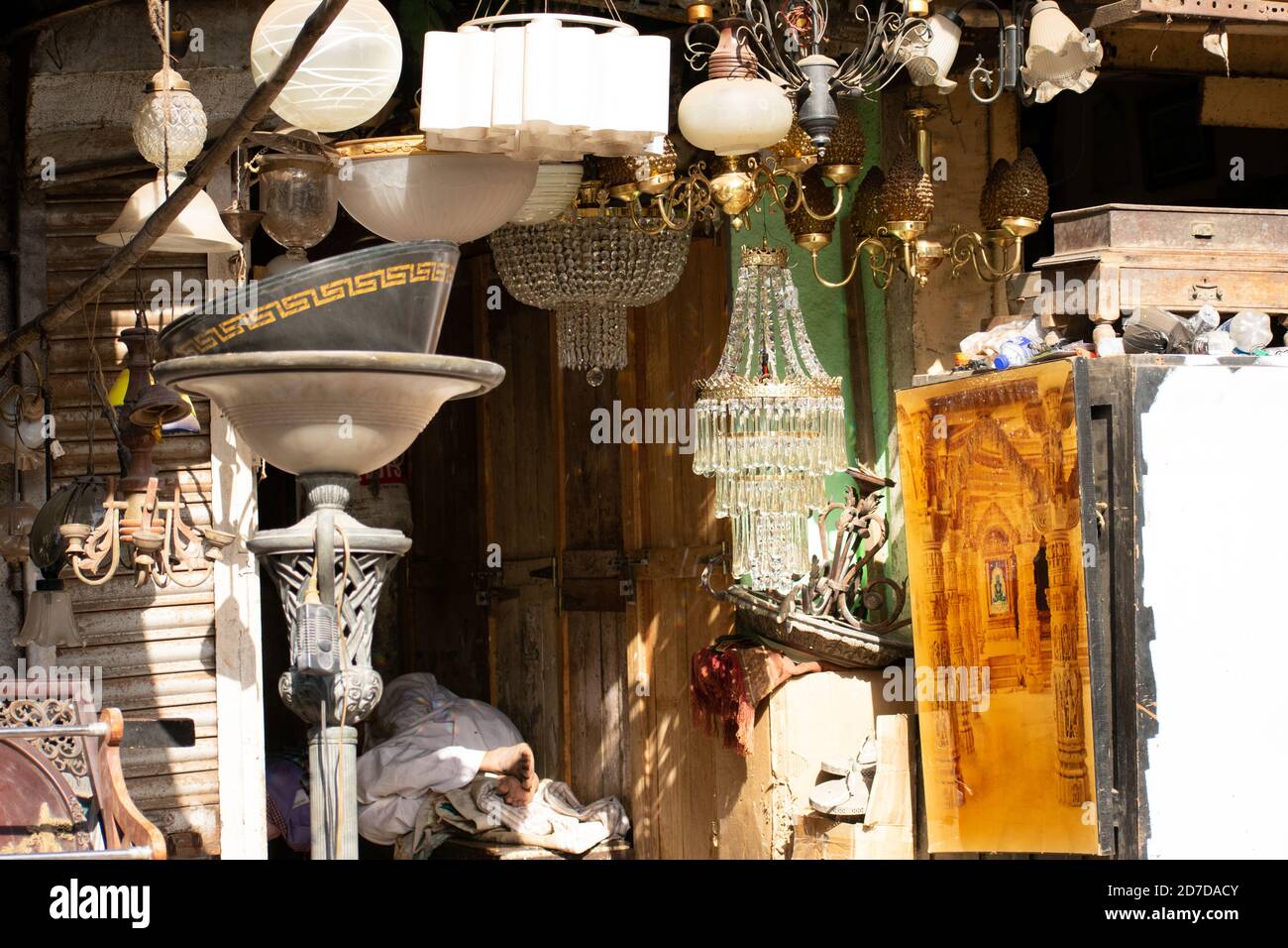 Antique Shop India High Resolution Stock Photography and Images - Alamy