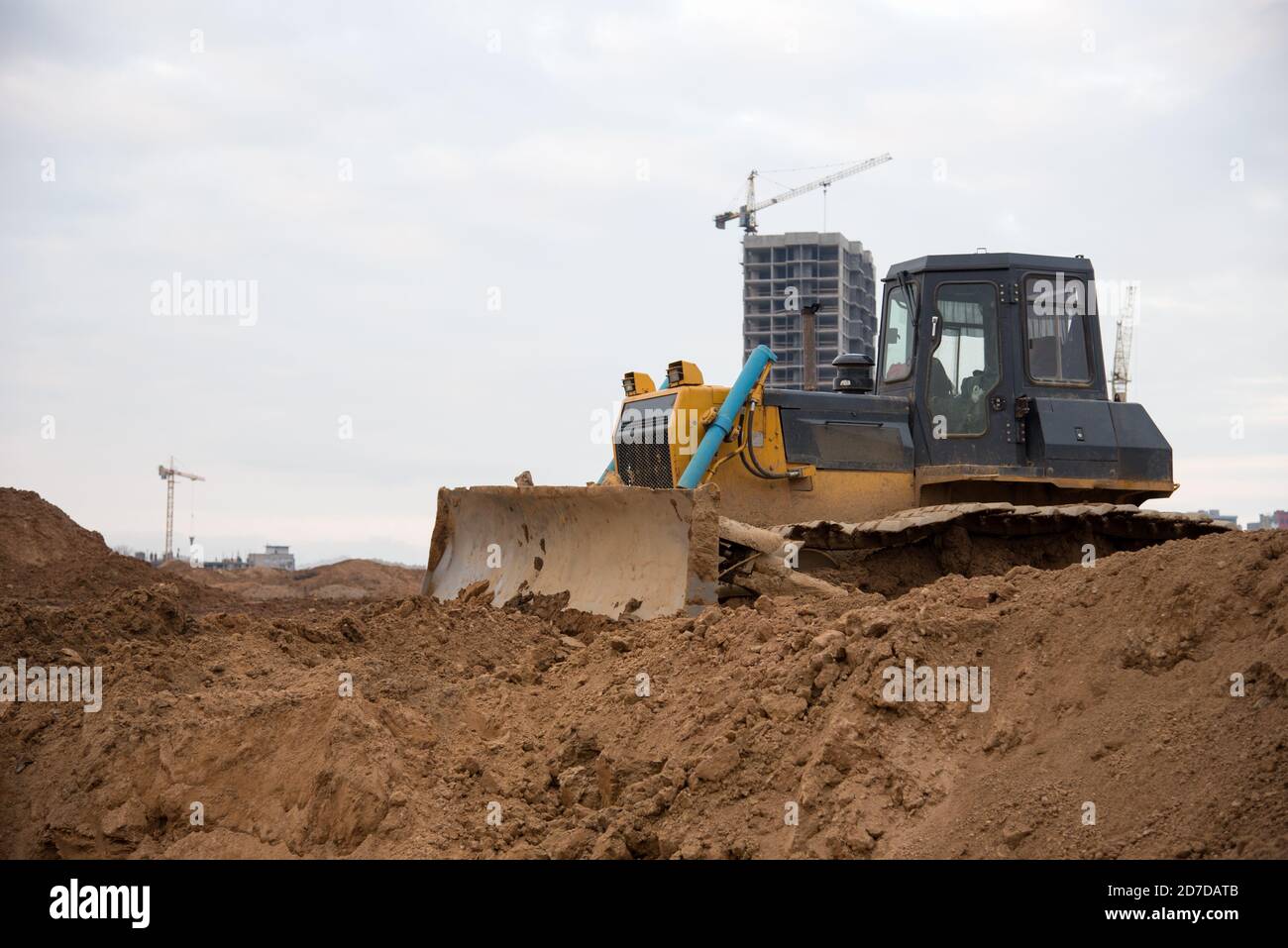 Bulldozer with bucket for pool excavation and utility trenching. Dozers ...