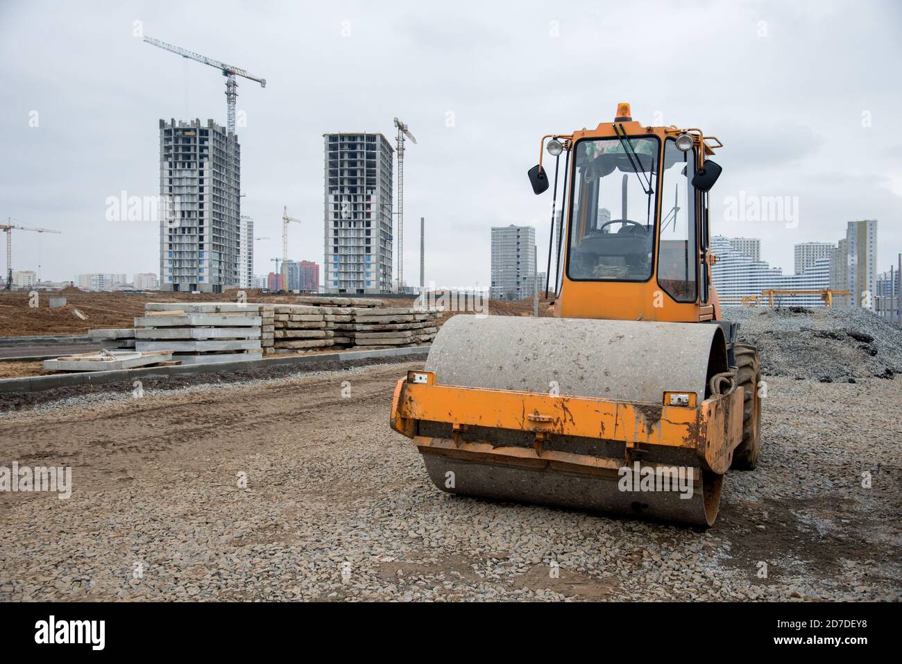 Single drum compactor hi-res stock photography and images - Alamy