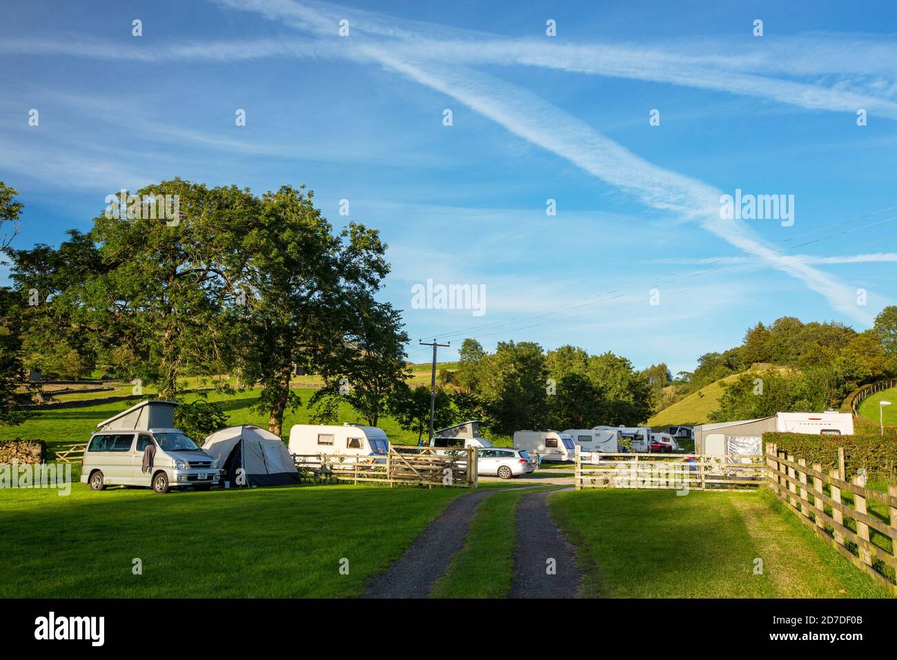 Farm caravan hi-res stock photography and images - Alamy