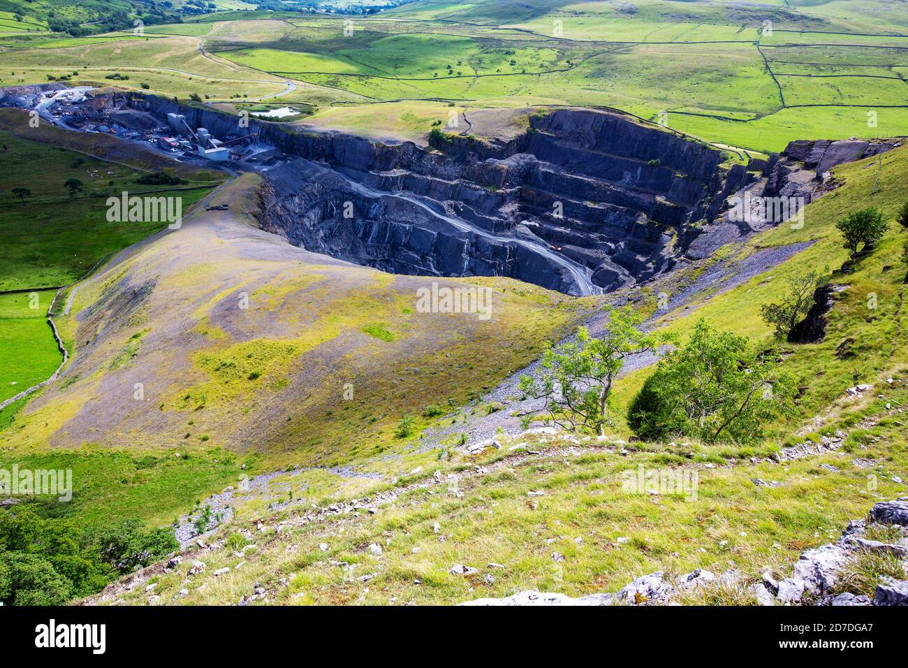 Dry Rigg Quarry on the side of Moughton Scar in the Yorkshire Dales, UK ...