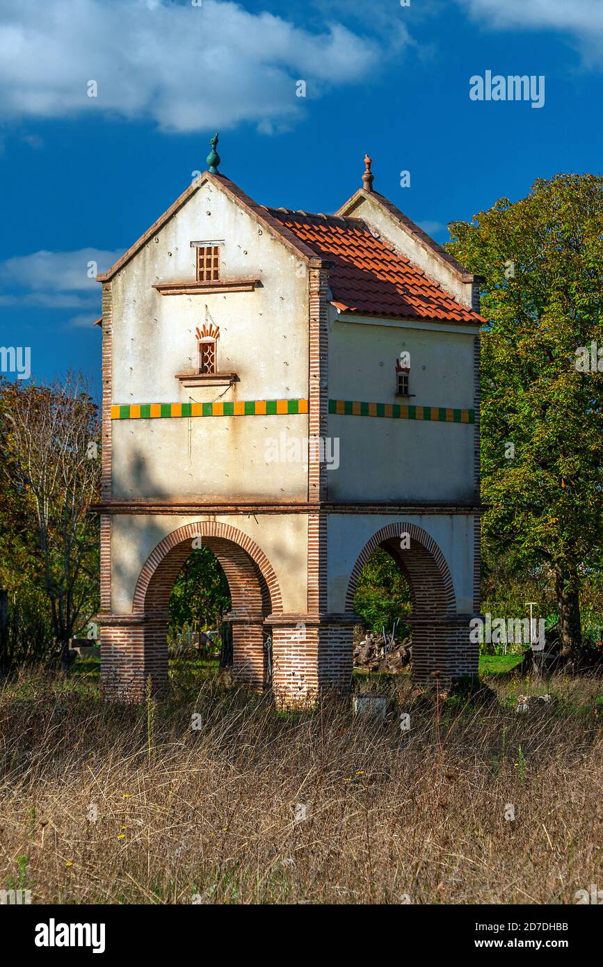 A traditional pigeonnier, or pigeon house, in the Tarn Department in ...