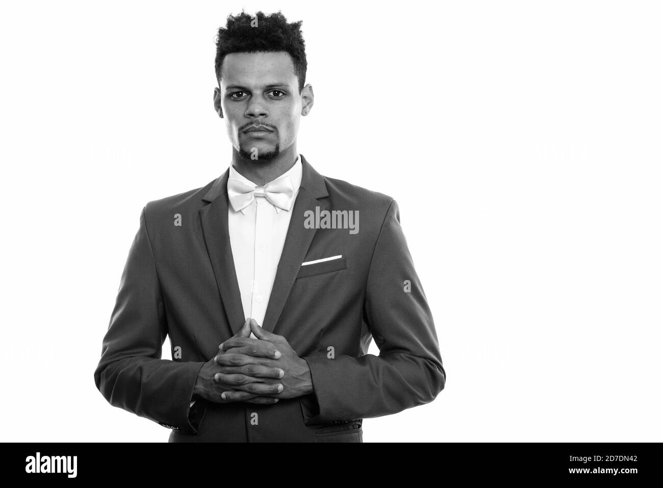 Fingers intertwining hi-res stock photography and images - Alamy