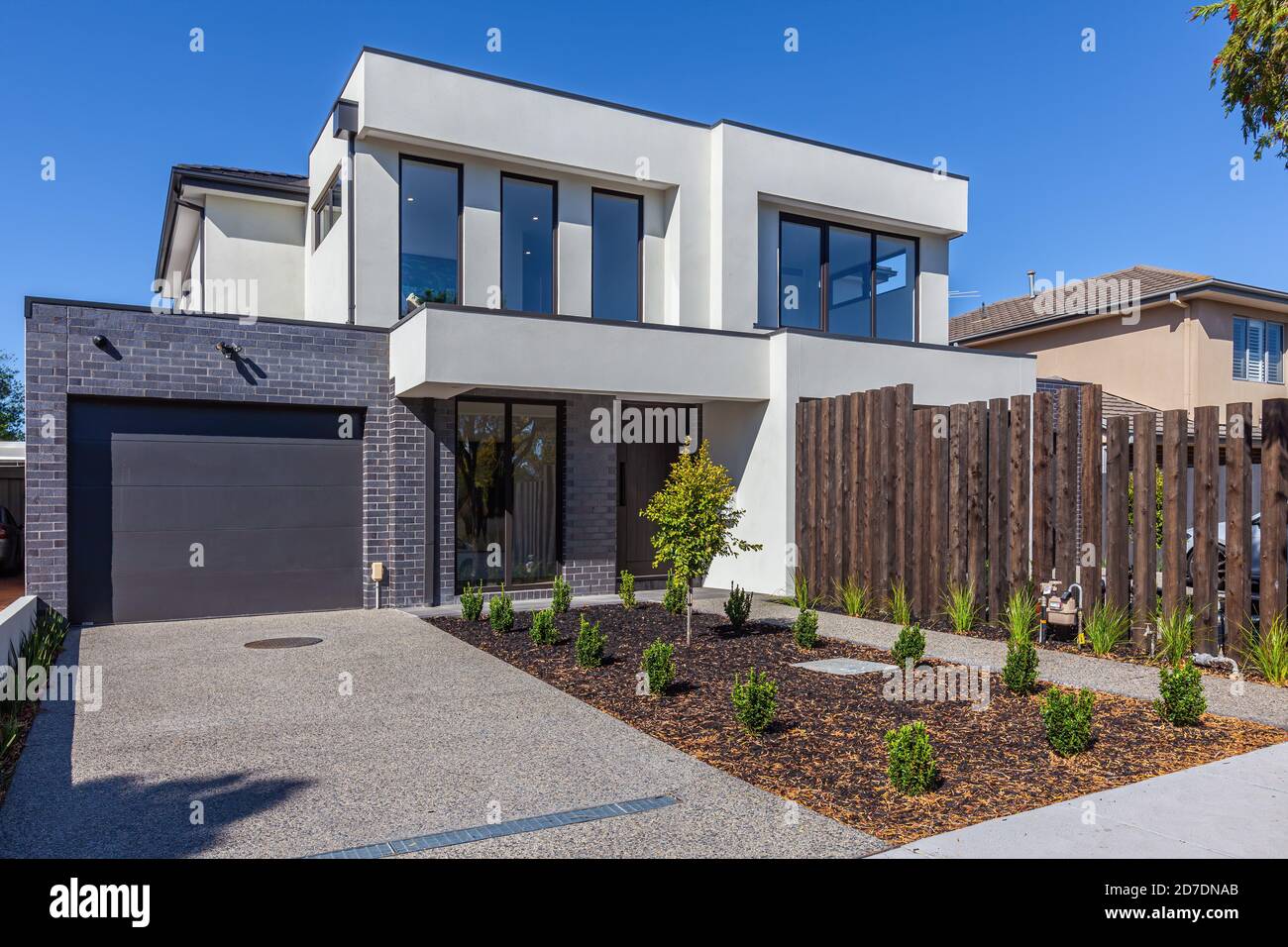 Modern townhouse building exterior in Australia Stock Photo - Alamy