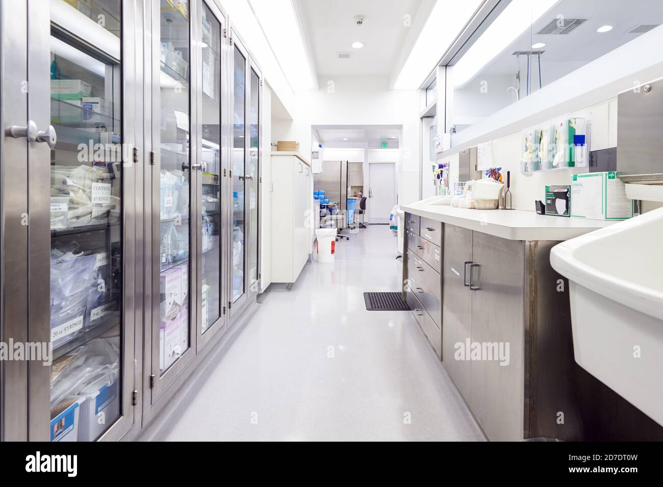 Hospital storage building hi-res stock photography and images - Alamy