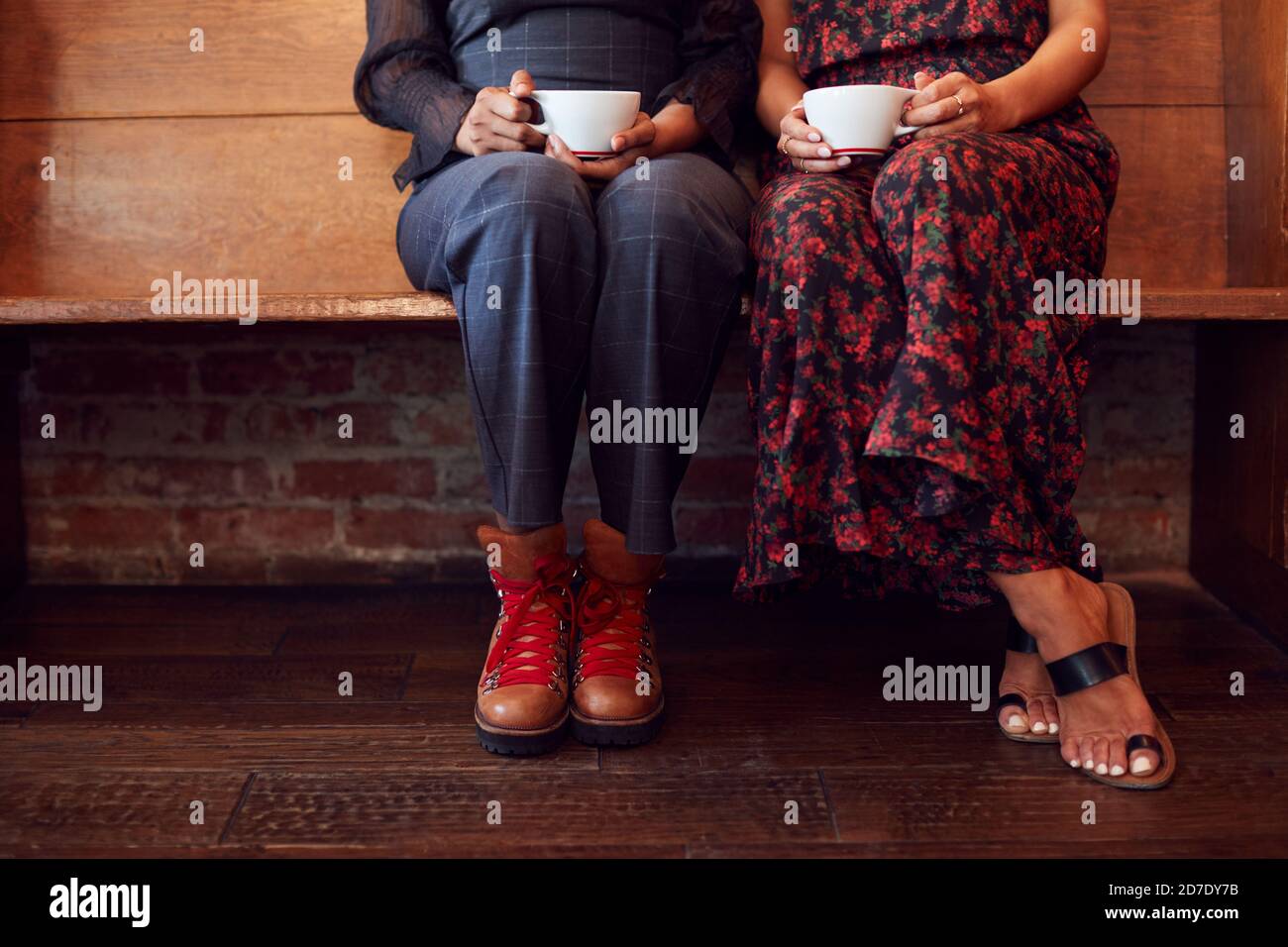 Feet up on bench hi-res stock photography and images - Alamy