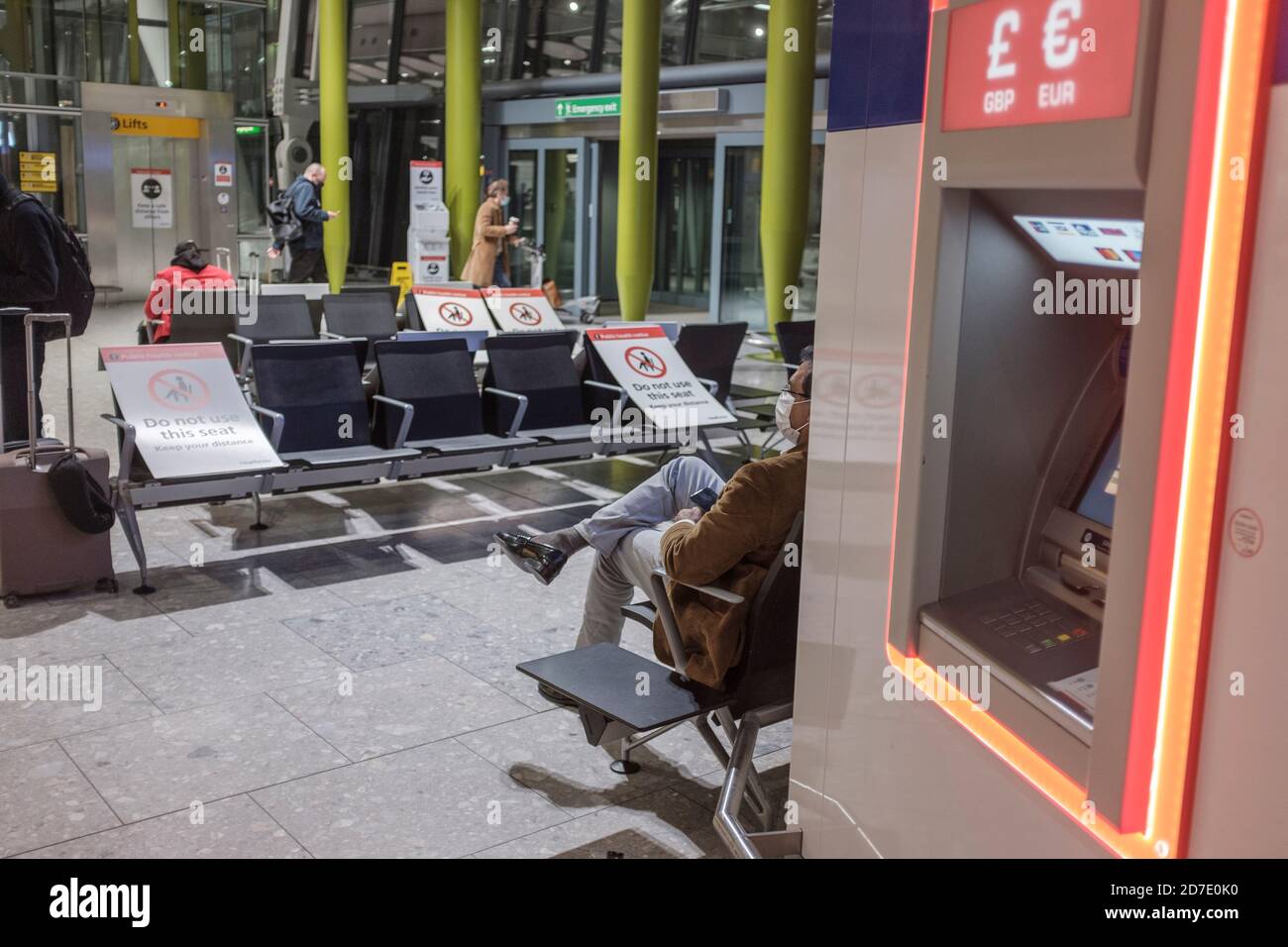 Social distancing at passenger waiting area, Heathrow, Terminal 5 ...