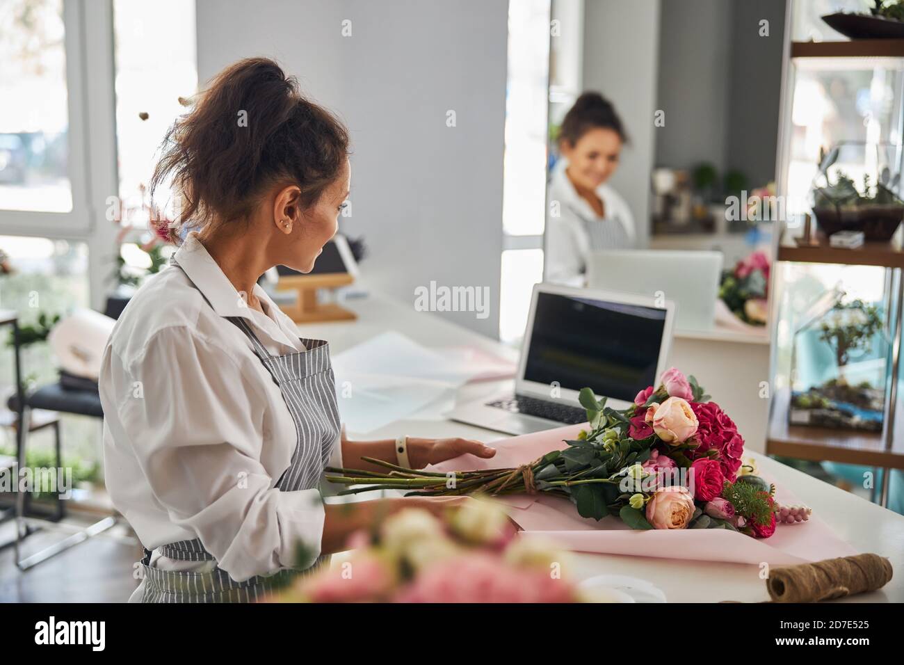 Presentable hi-res stock photography and images - Alamy